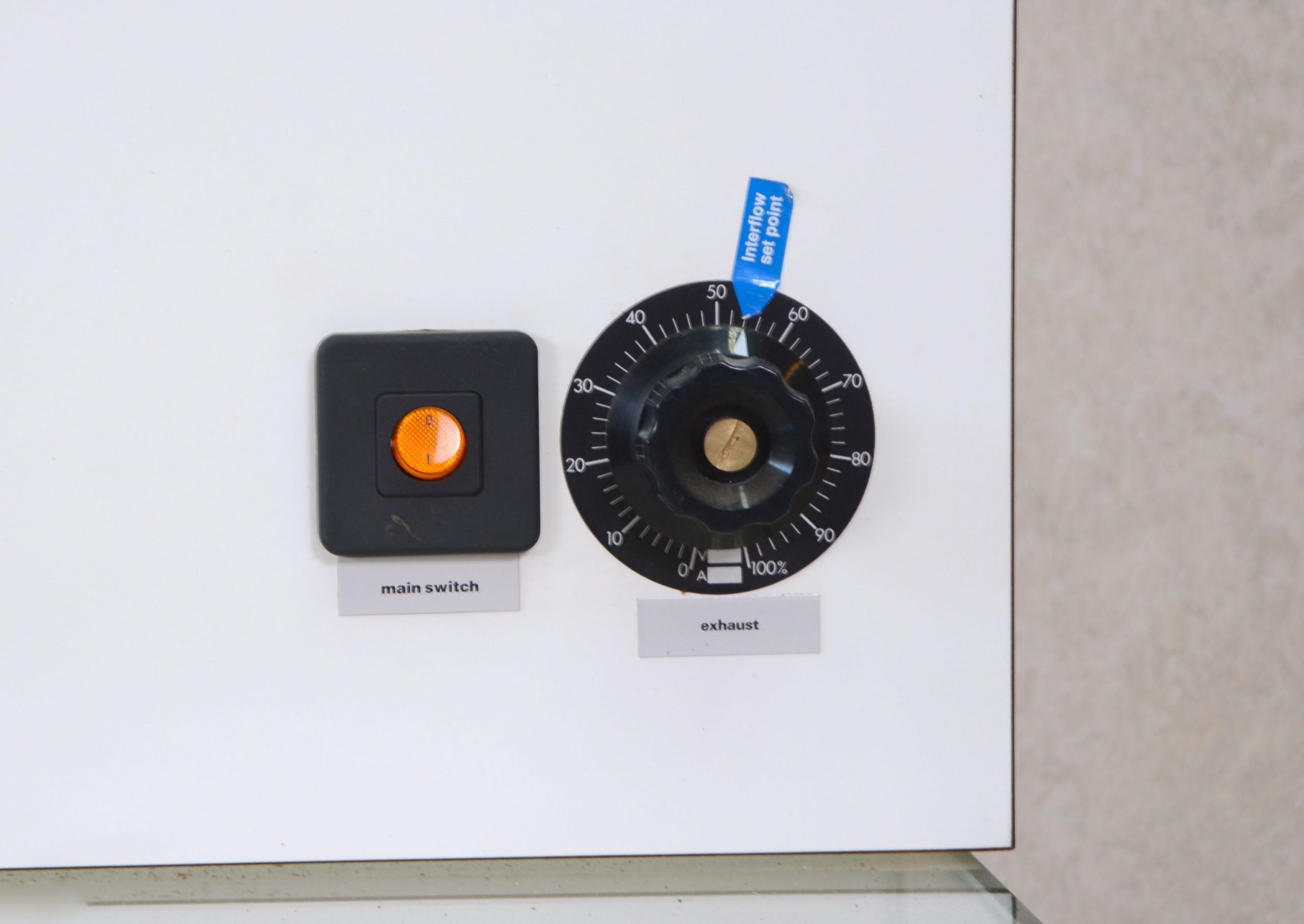 Interflow Fume Hood - Gemini BV