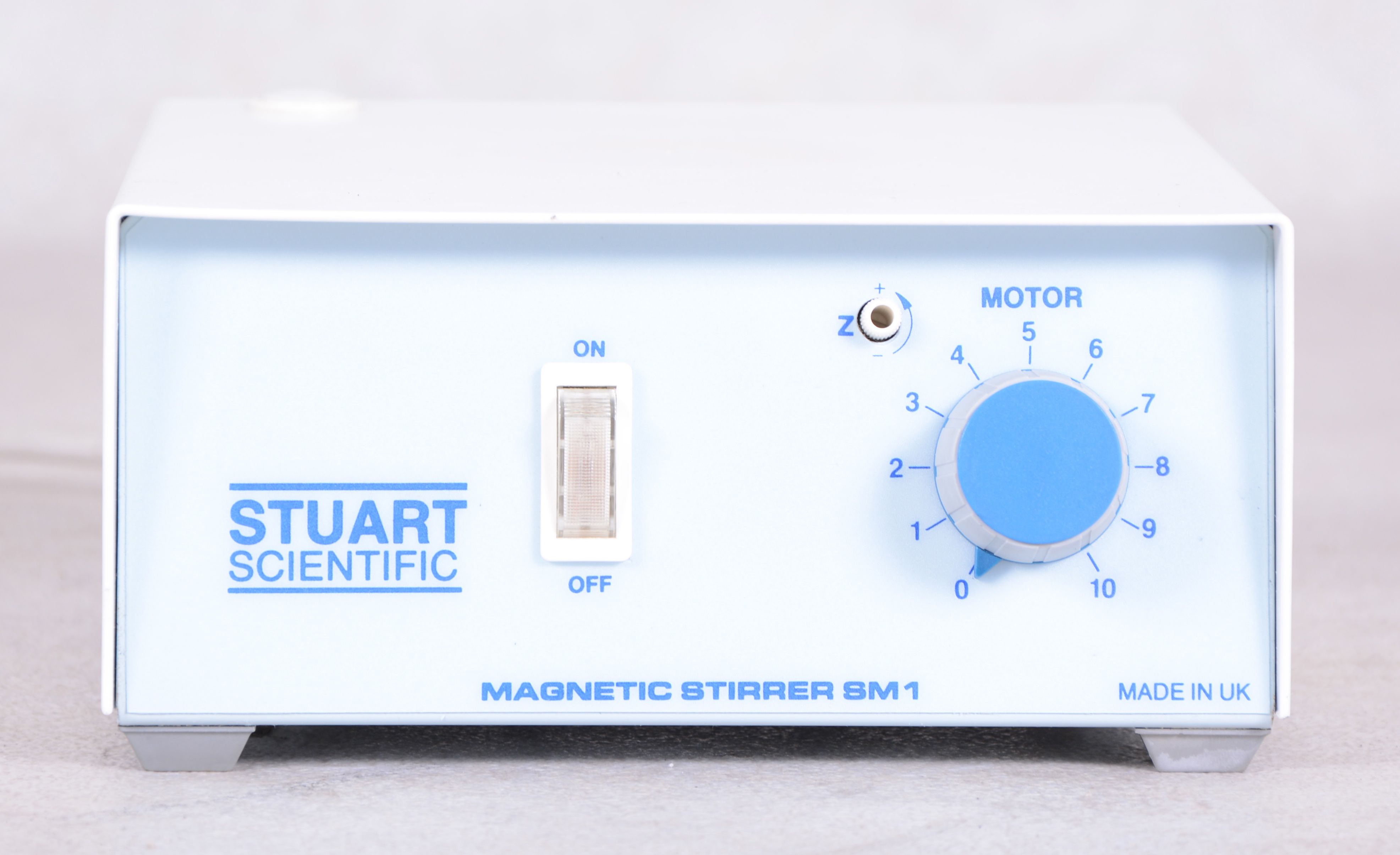 Stuart Scientific SM1 Magnetic Stirrer - Gemini BV