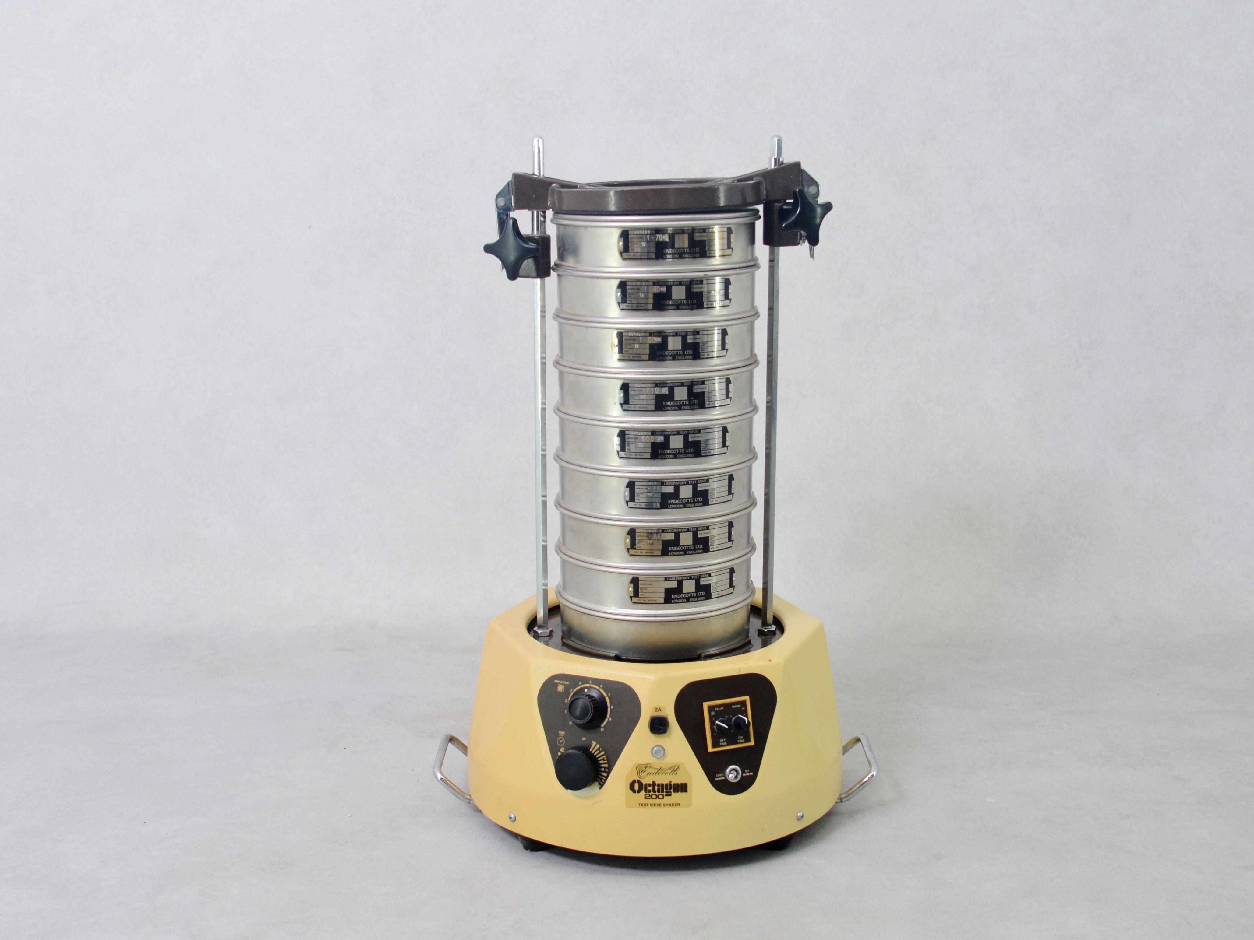 Endecotts Octagon 200 Sieve machine - Gemini BV