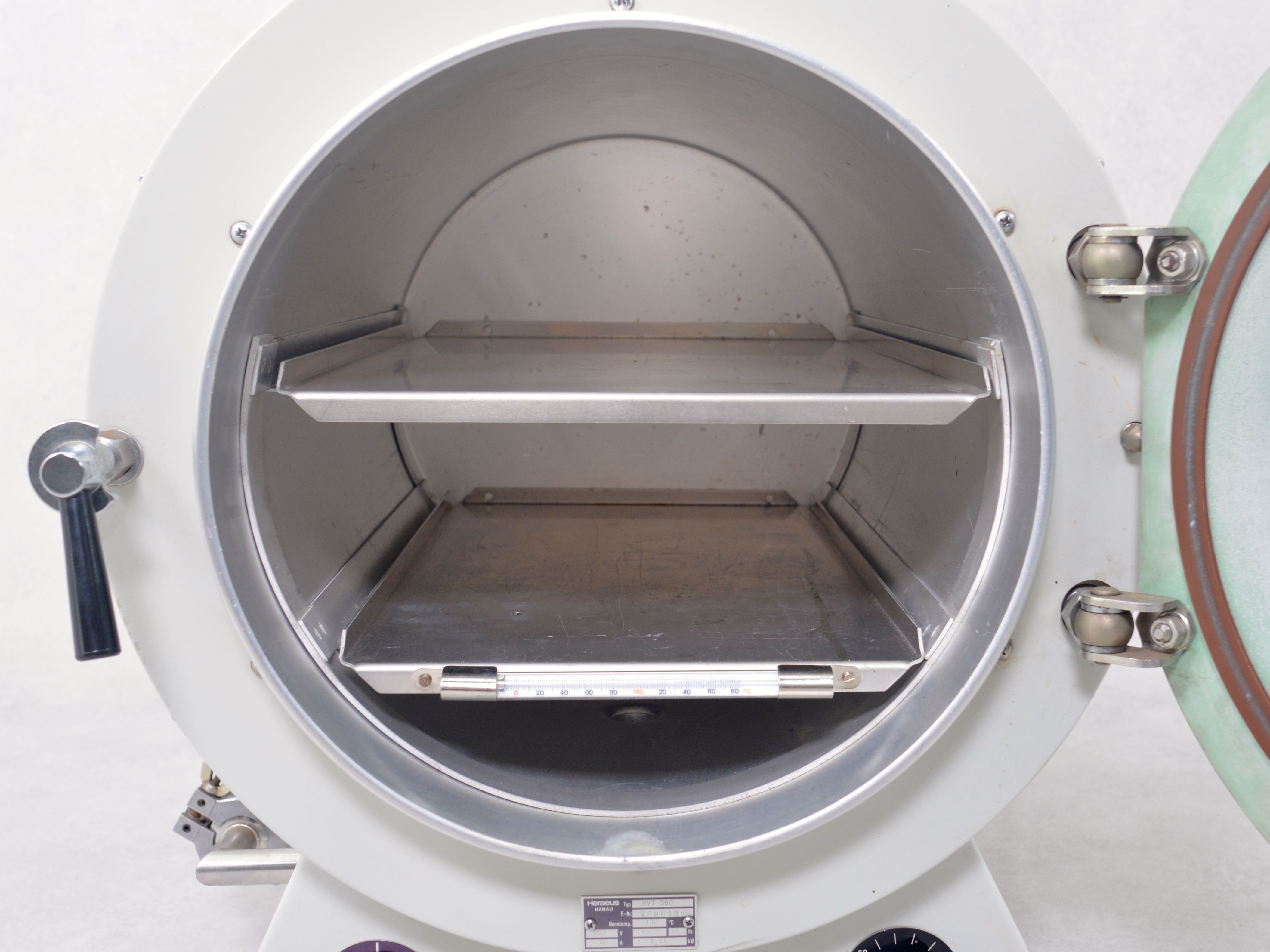 Heraeus RVT360 Vacuum oven - Gemini BV