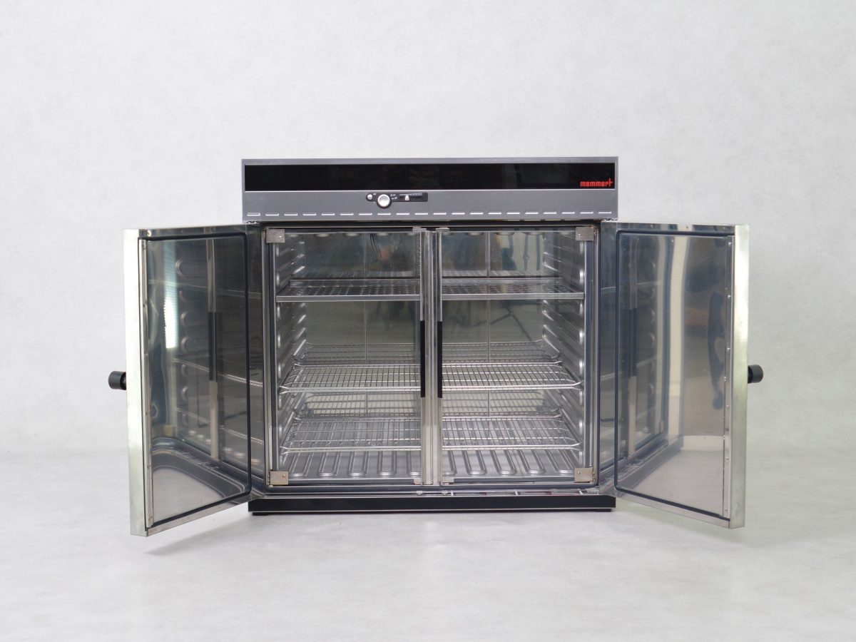 Memmert INE600 Incubator - Gemini BV