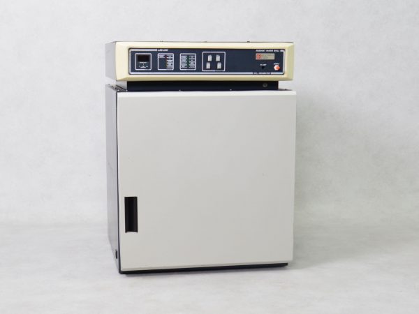 Thermo Scientific 371 CO2 Incubator - Gemini BV