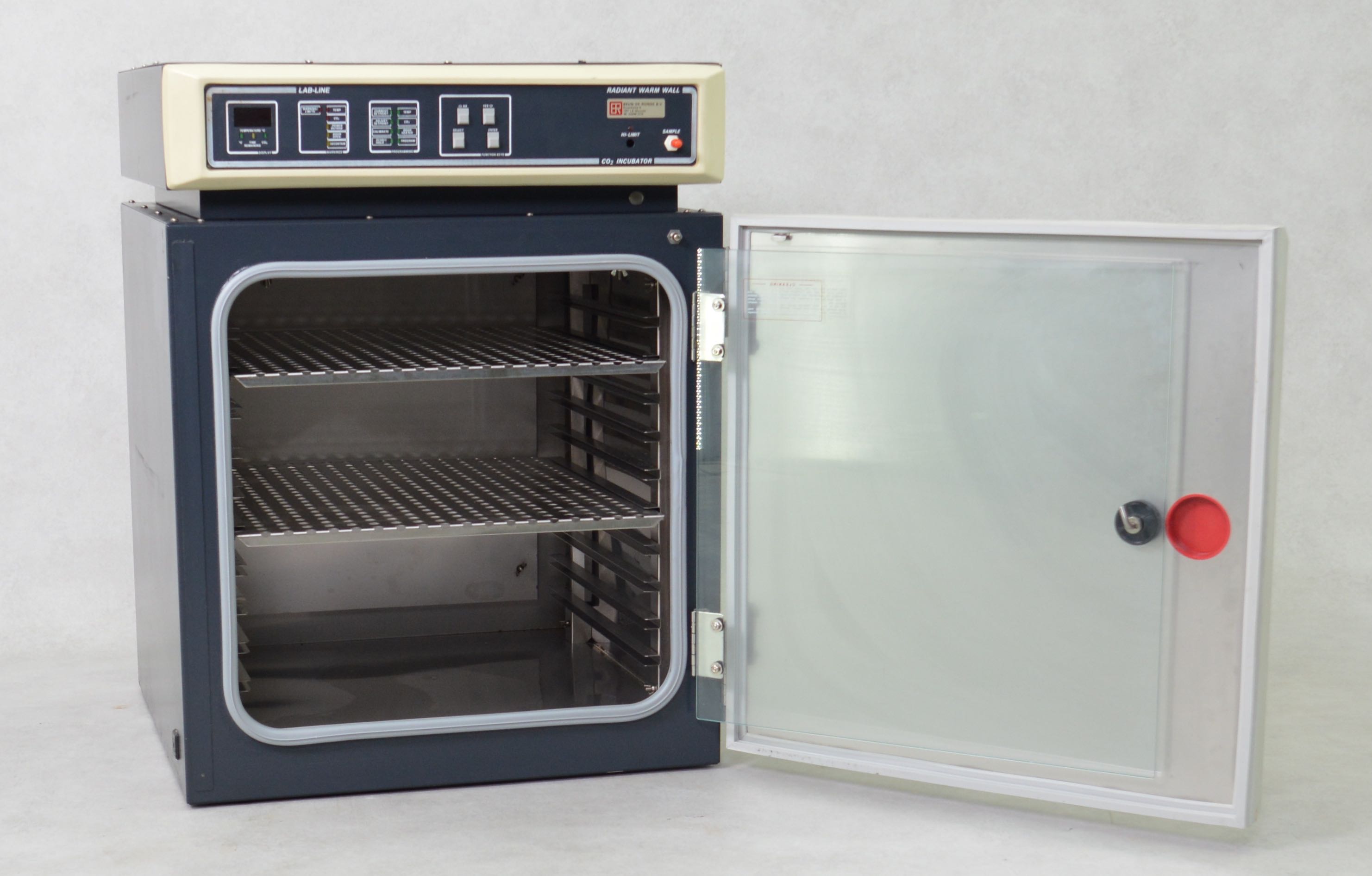 Lab-Line 394-1 CO2 incubator - Gemini BV