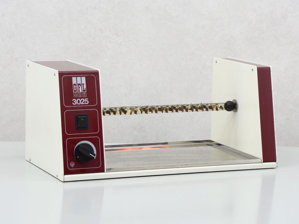 GFL 3025 Rotating shaker - Gemini BV