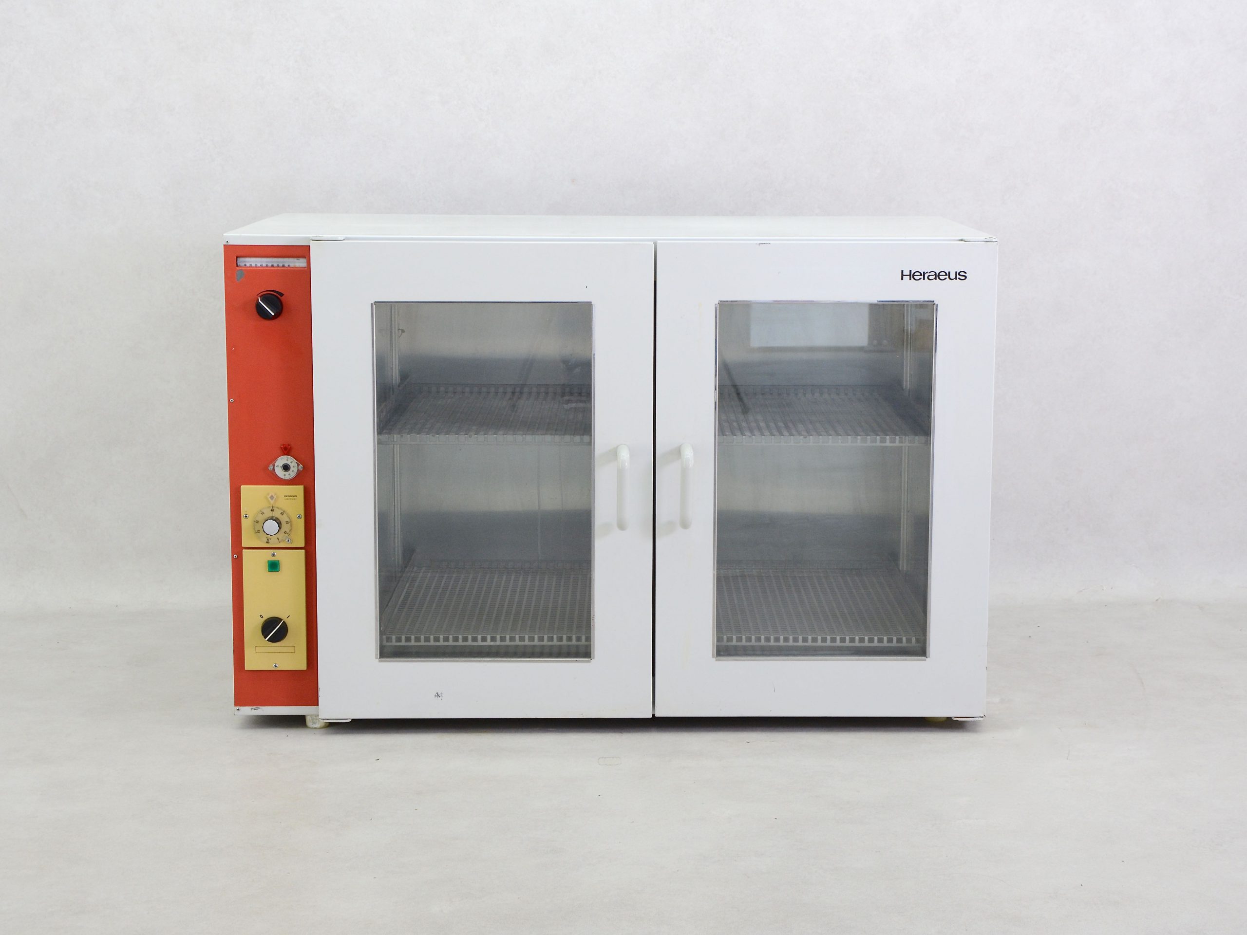 Heraeus B5090E Incubator - Gemini BV