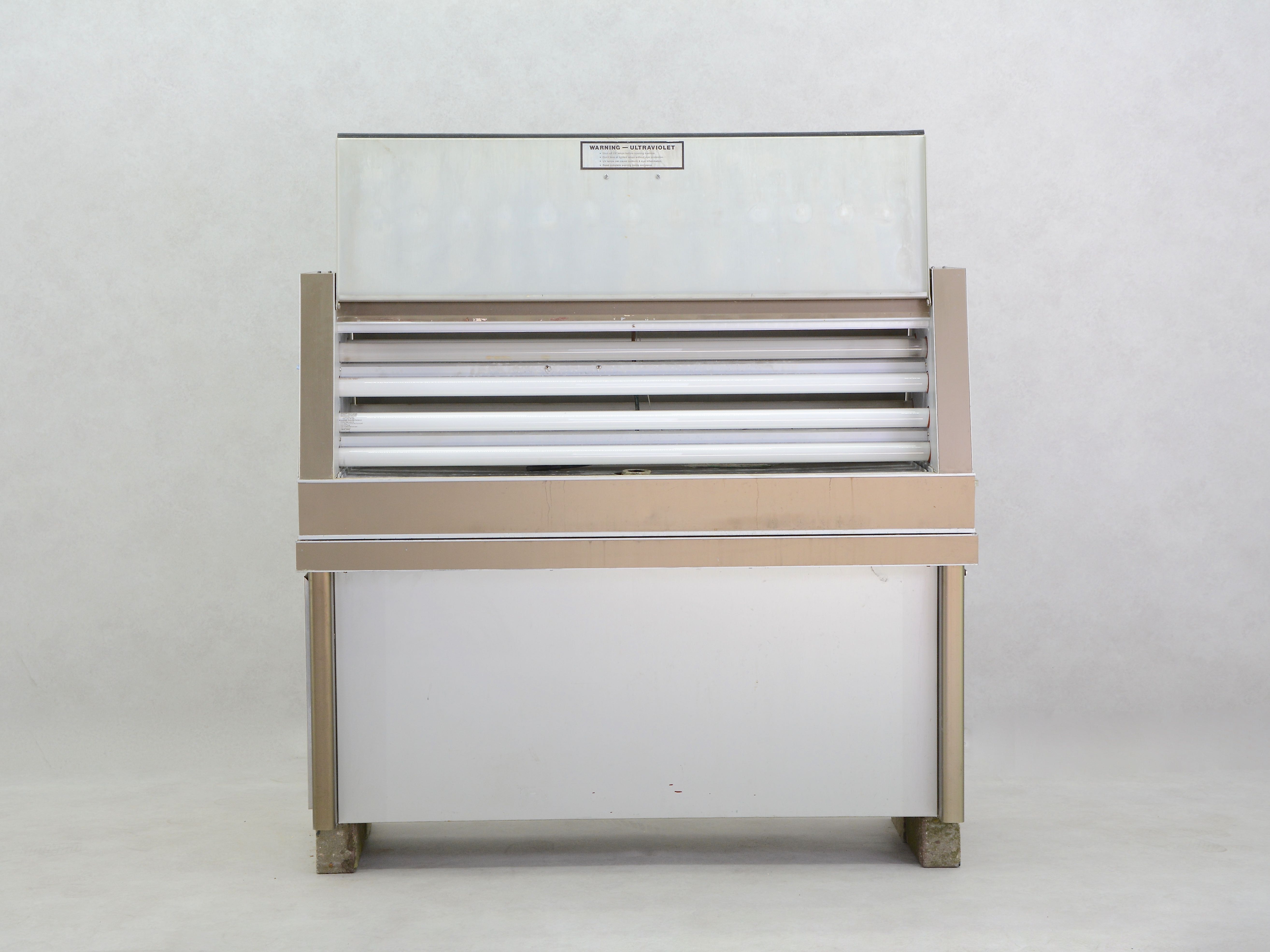 The Q-Panel Company QUV Weathering tester - Gemini BV