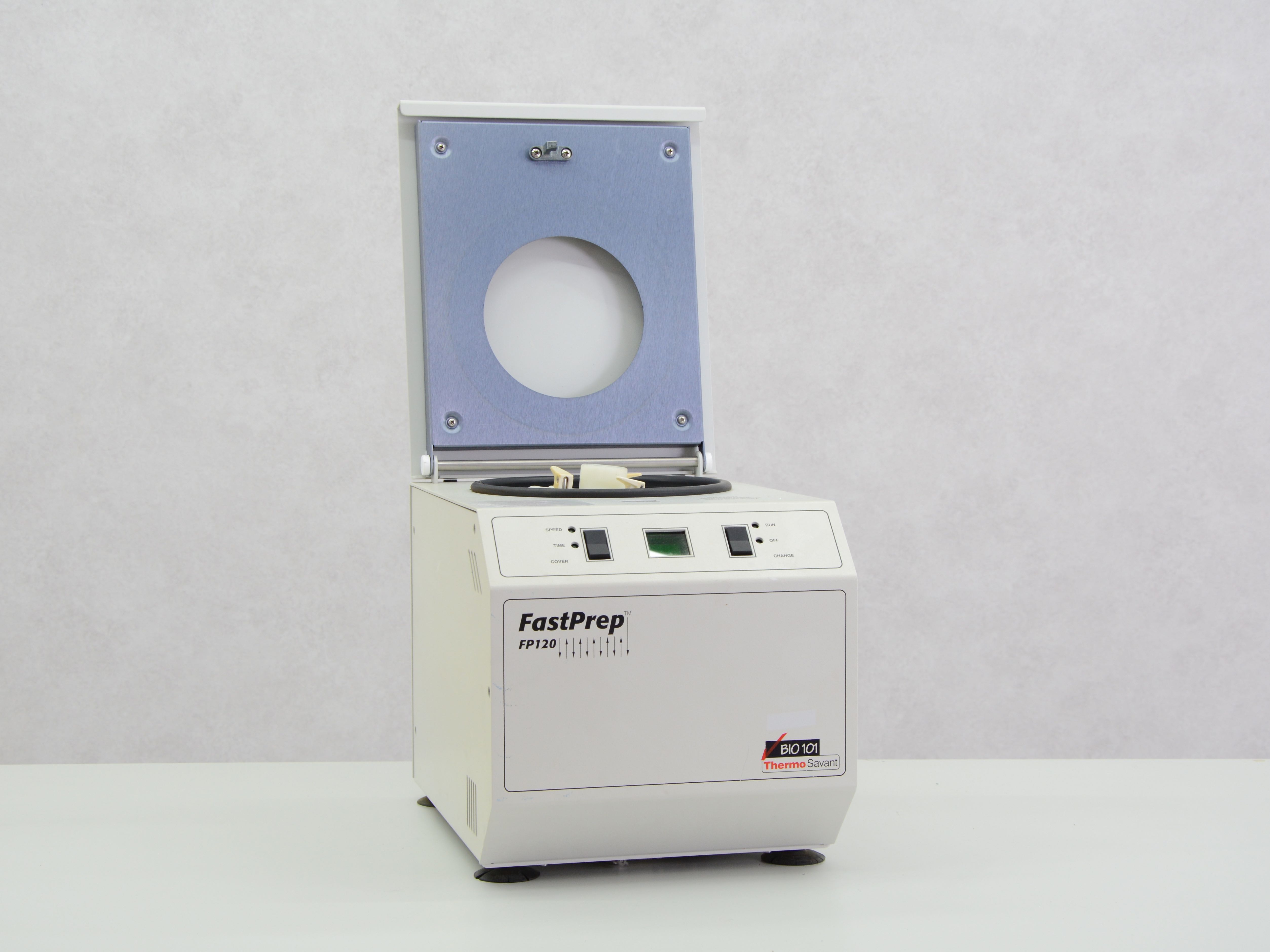 Savant Bio 101 FastPrep FP120 Cell disruption system - Gemini BV