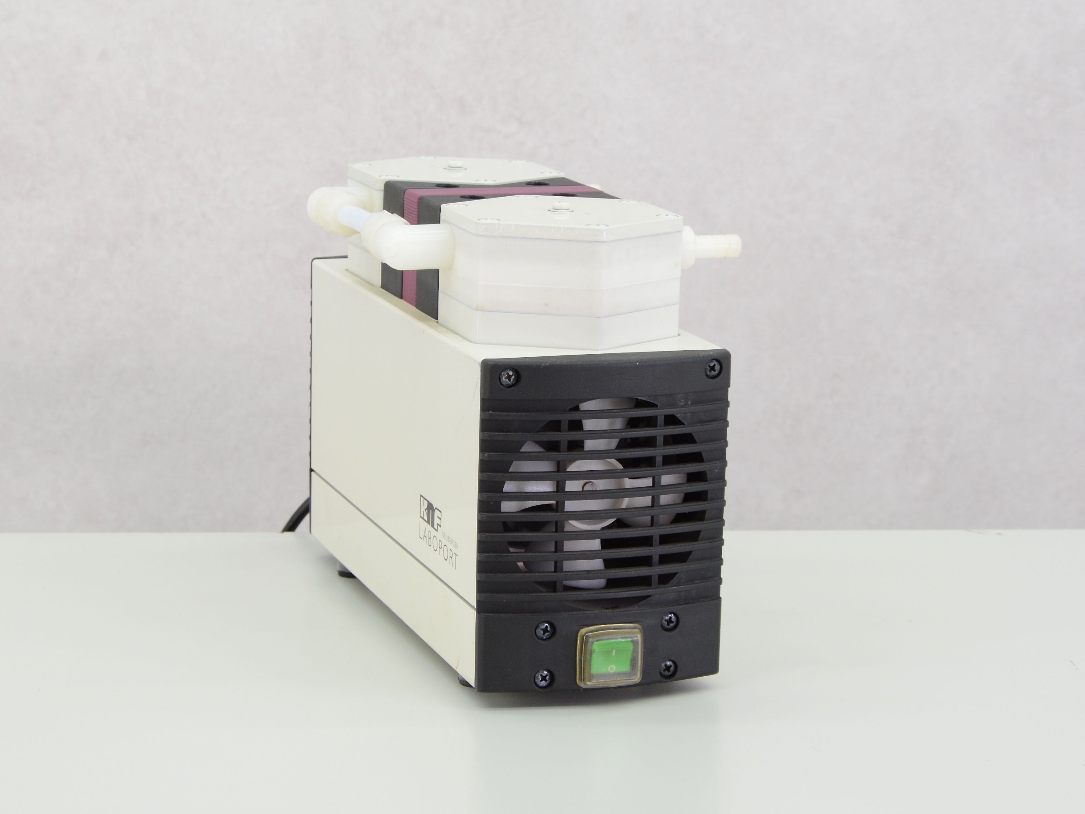 KNF N820.3 FT.18 Vacuum pump - Gemini BV