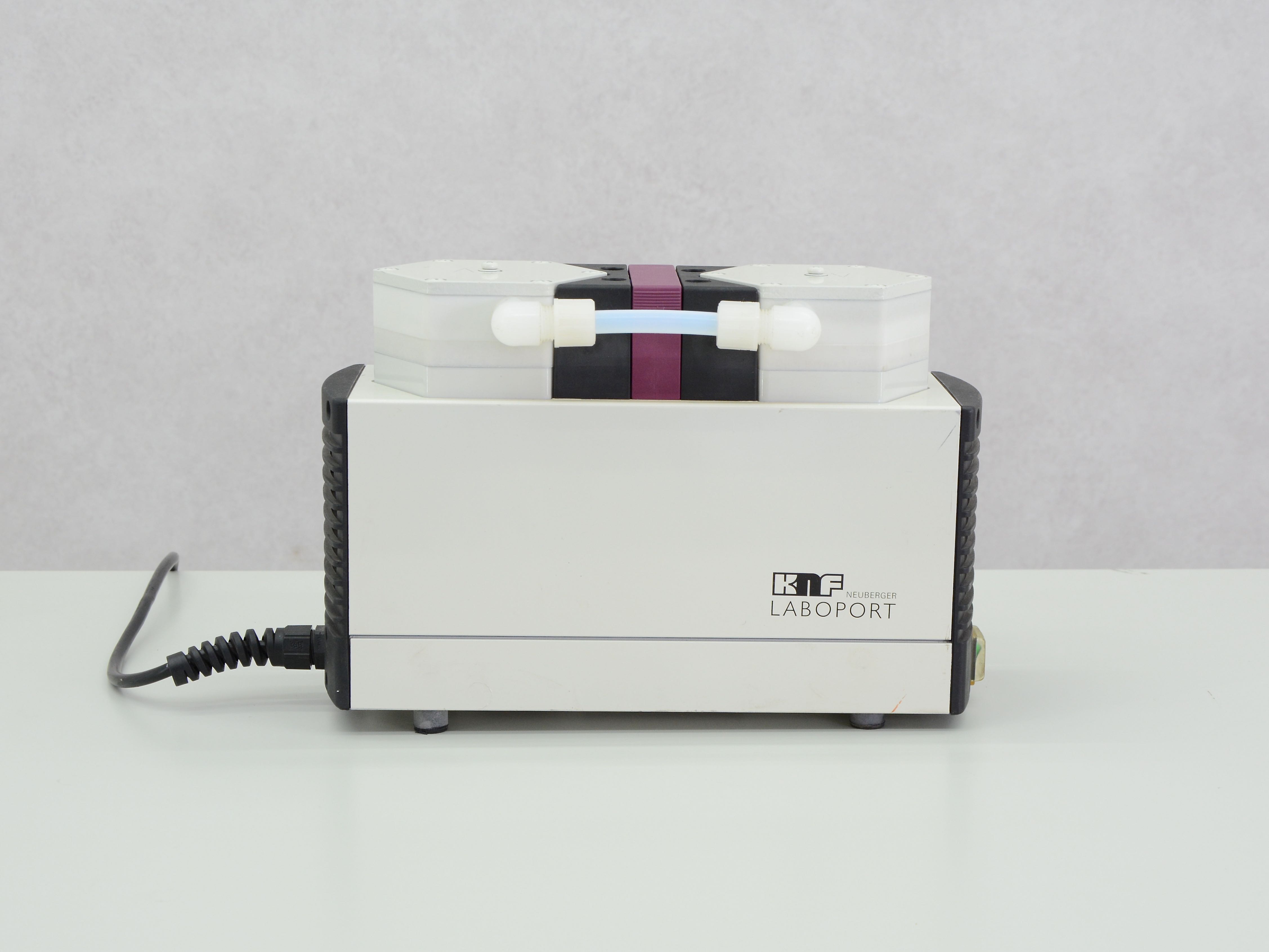 KNF N820.3 FT.18 Vacuum pump - Gemini BV