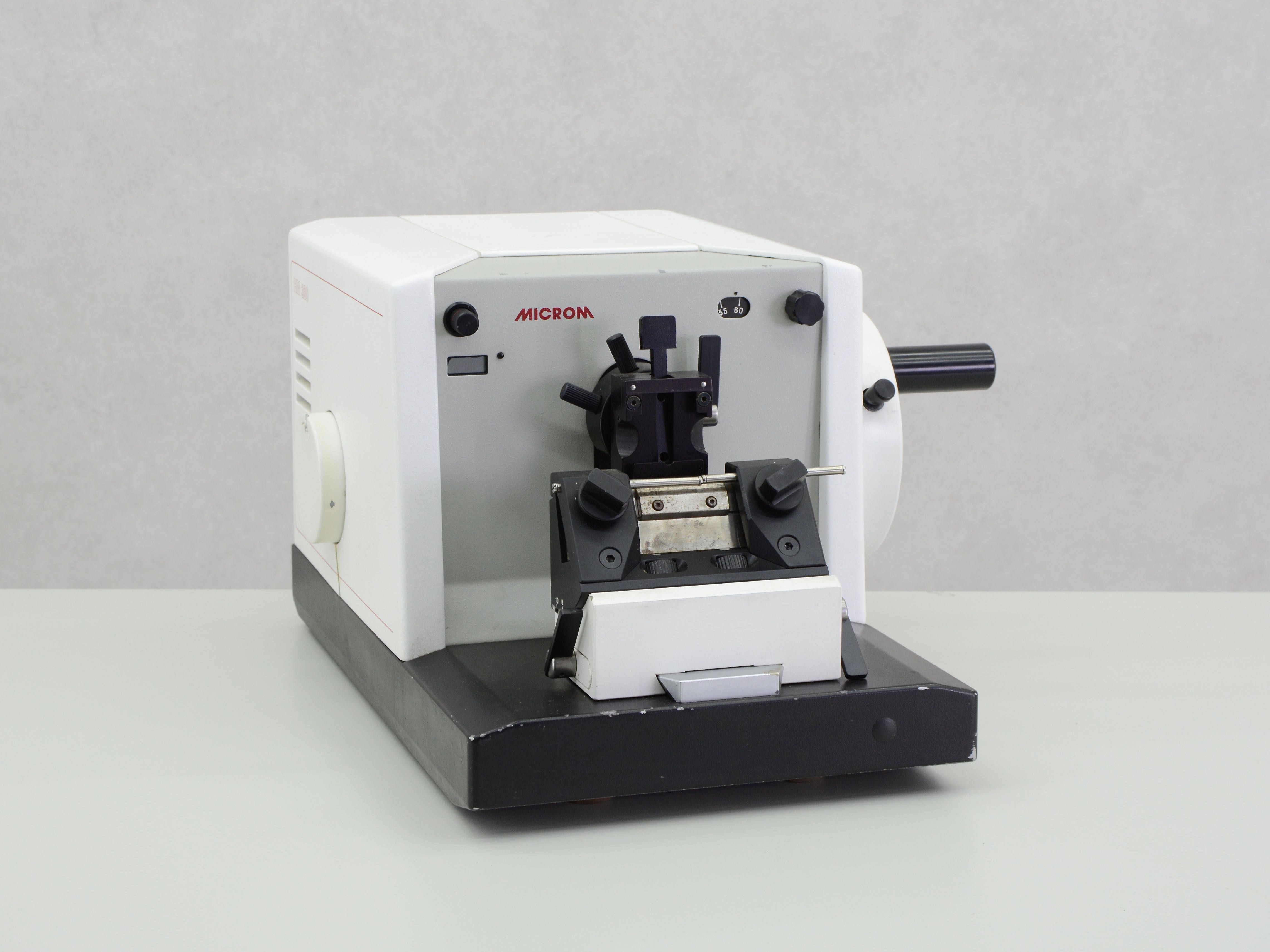 Microm HM330 Rotary microtome - Gemini BV