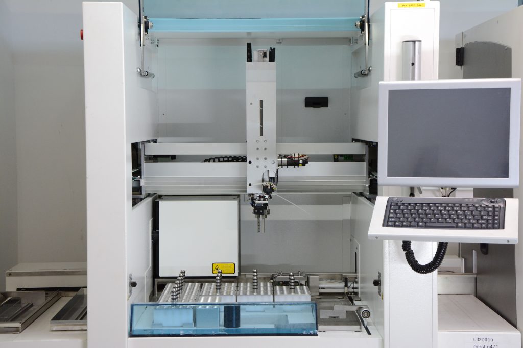 Cobas p471 Centrifuge & p512 Pre-analytic system - Gemini BV