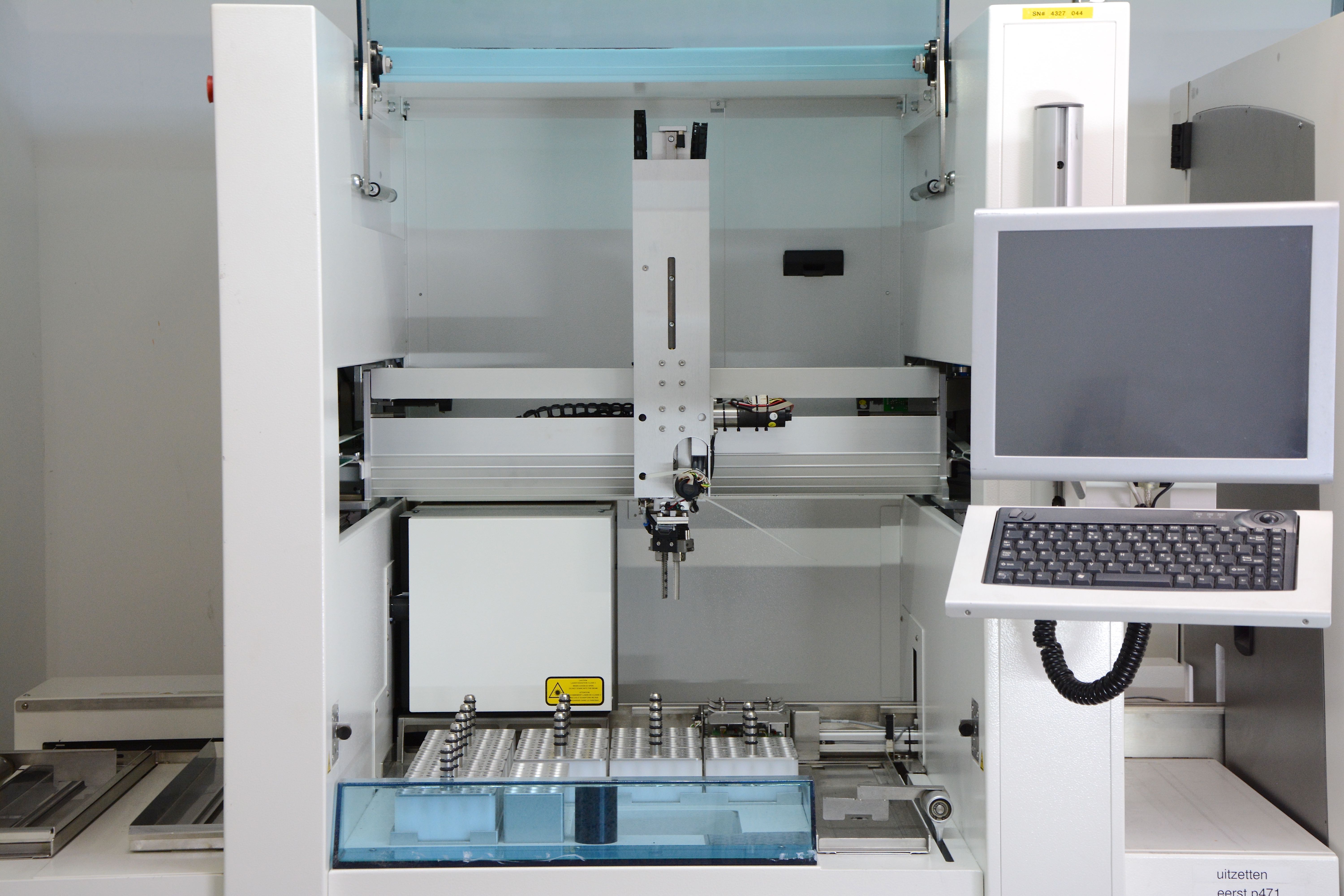 Cobas p471 Centrifuge & p512 Pre-analytic system - Gemini BV