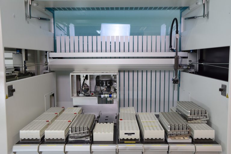 Cobas p471 Centrifuge & p512 Pre-analytic system - Gemini BV