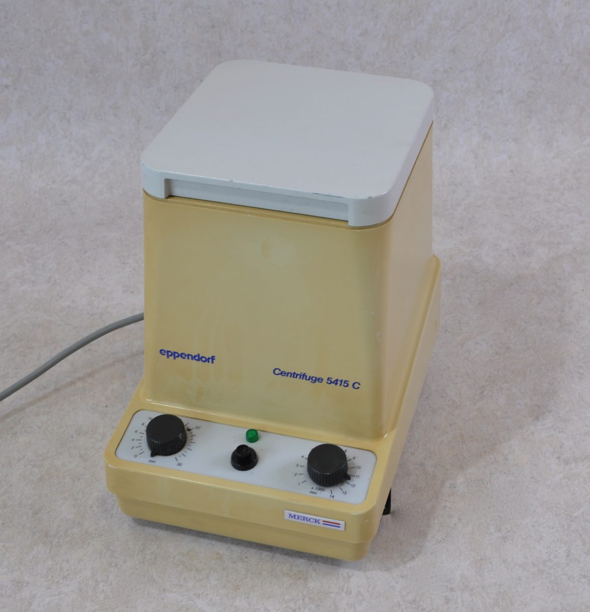 Eppendorf 5415C centrifuge - Gemini BV