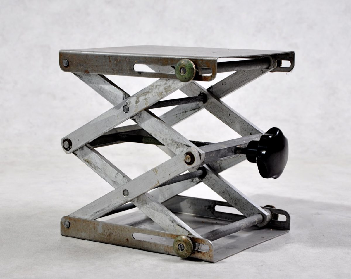 Laboratory elevator - Gemini BV