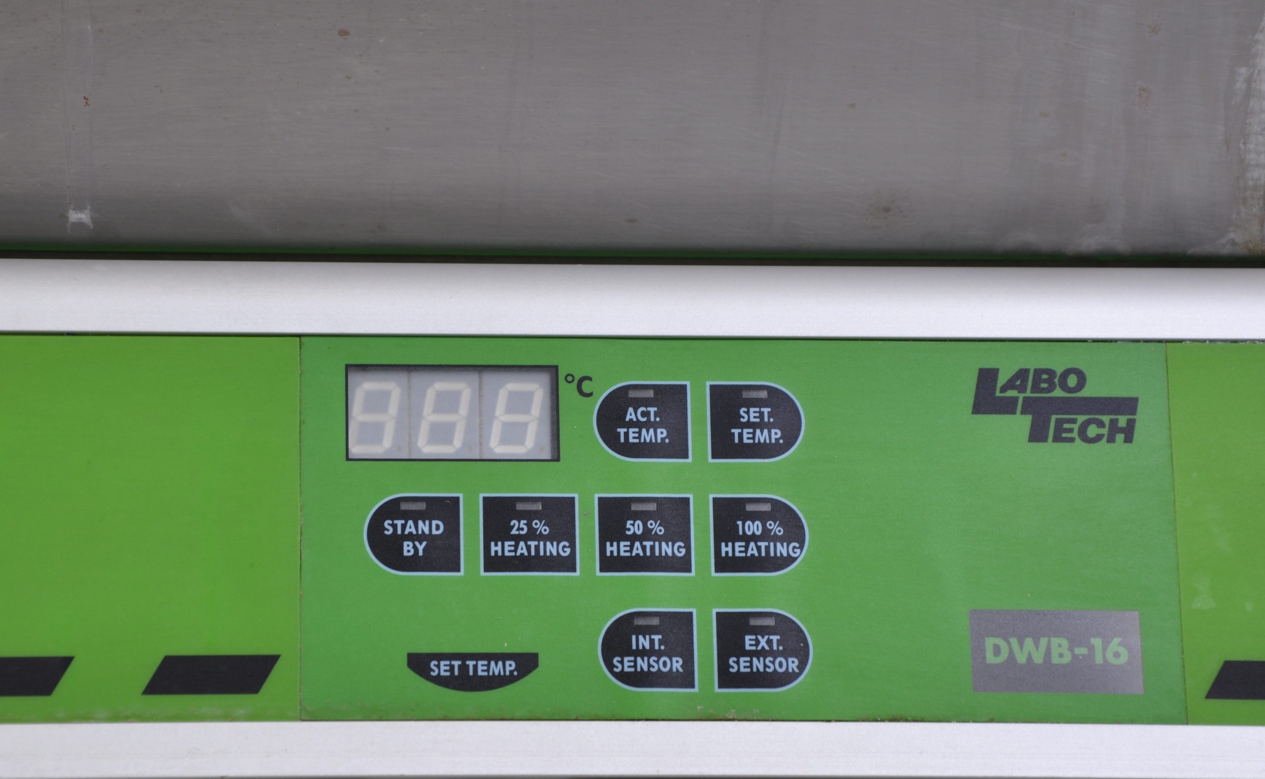 Labotech DWB16 waterbath - Gemini BV