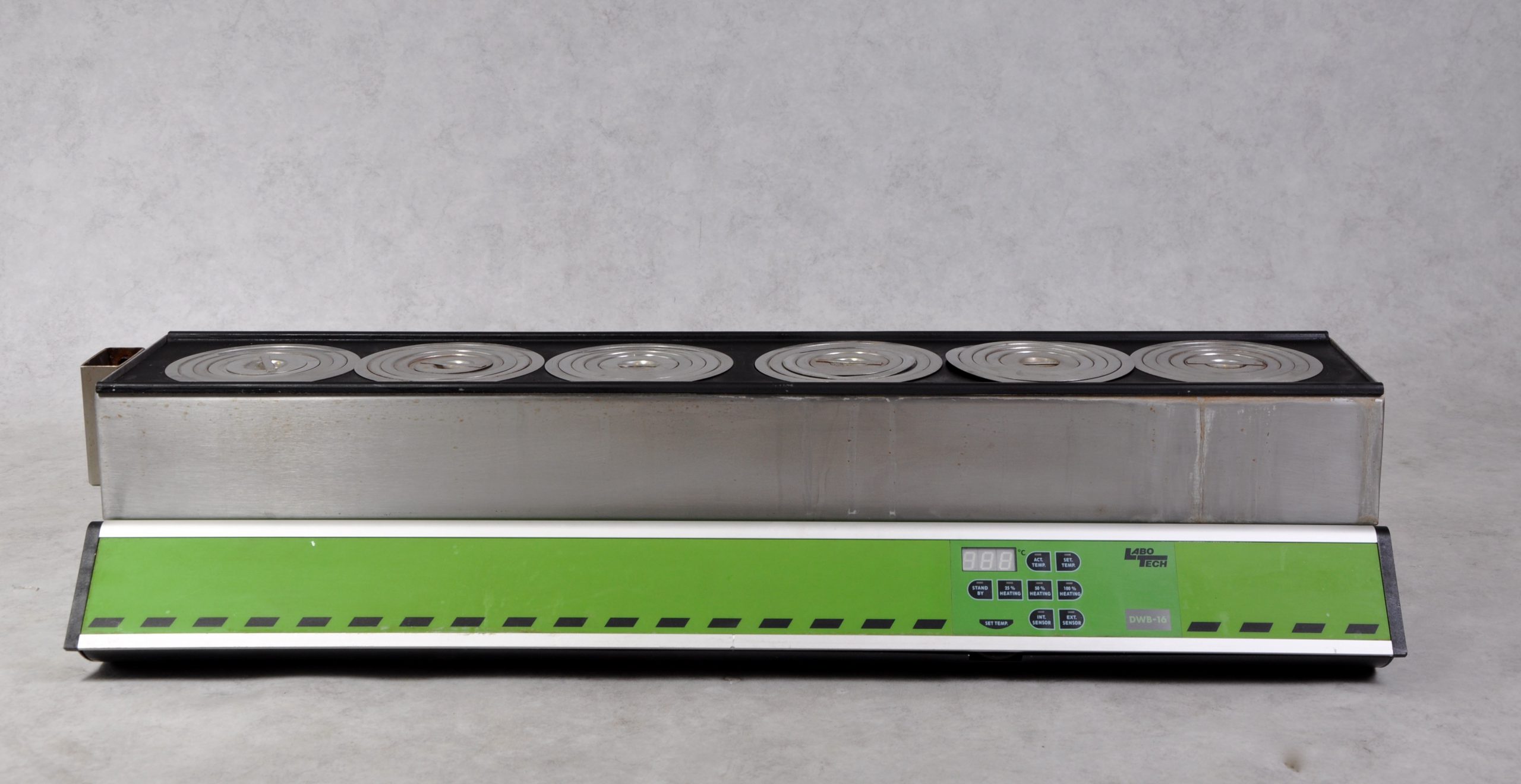 Labotech DWB16 waterbath - Gemini BV