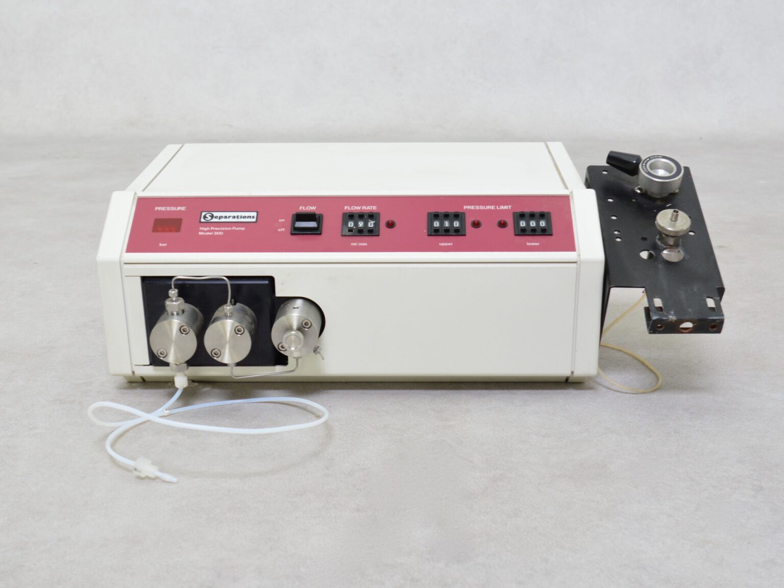 Waters 515 HPLC pump - Gemini BV
