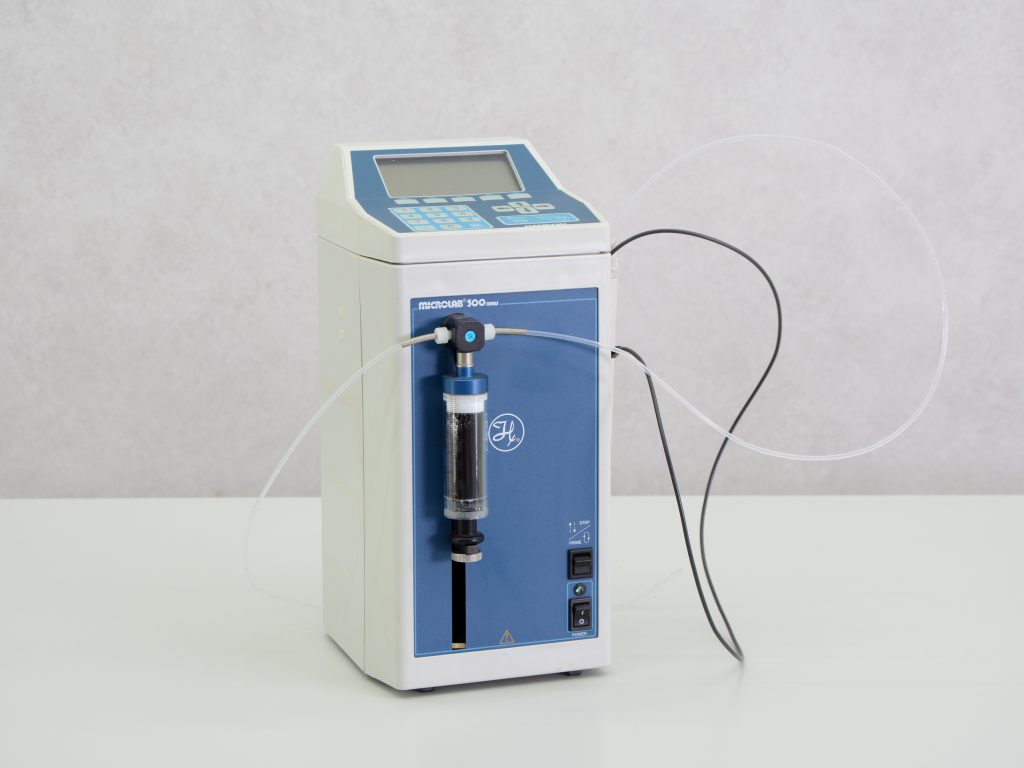 Hamilton Microlab 500 Semi-automatic dispenser - Gemini BV