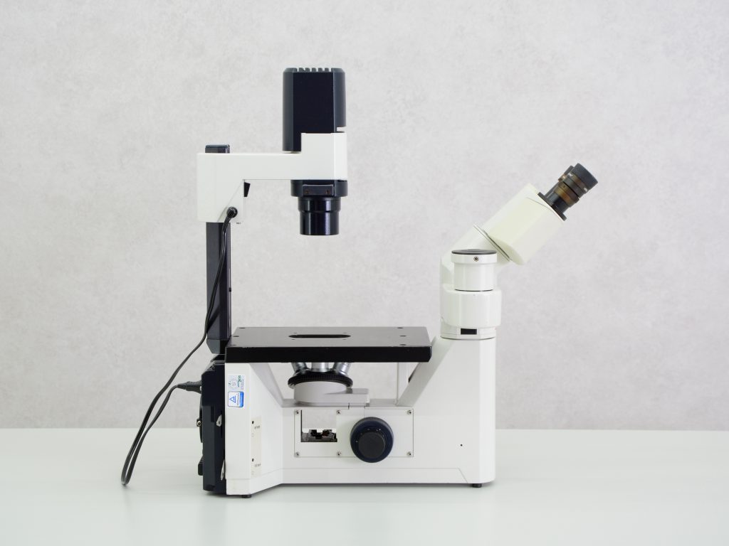 Leica DMIL Type 090-135.002 III/02 Microscope - Gemini BV