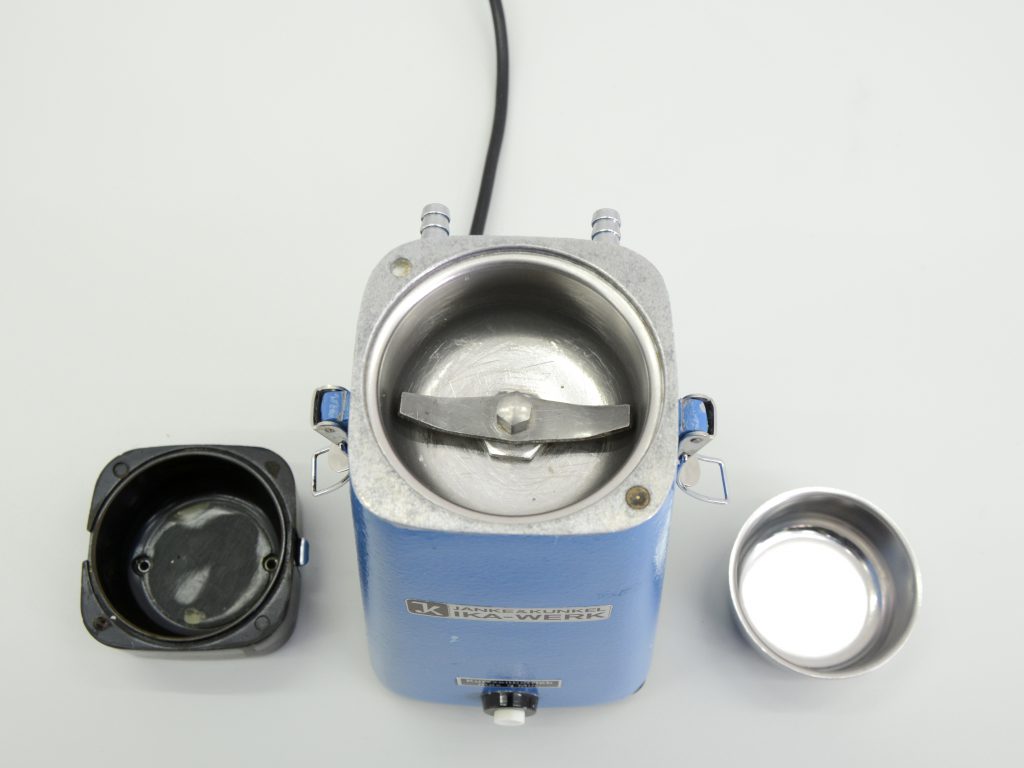 IKA A10 Grinder - Gemini BV