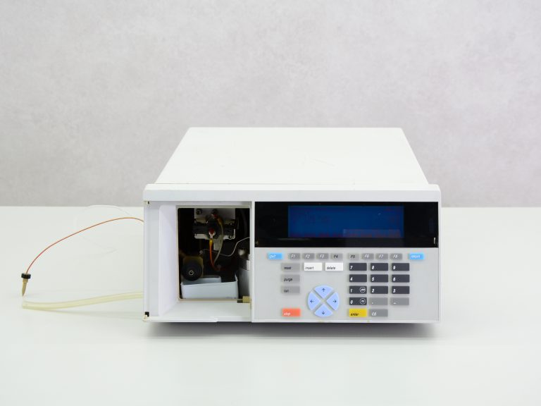 Waters 515 HPLC pump - Gemini BV