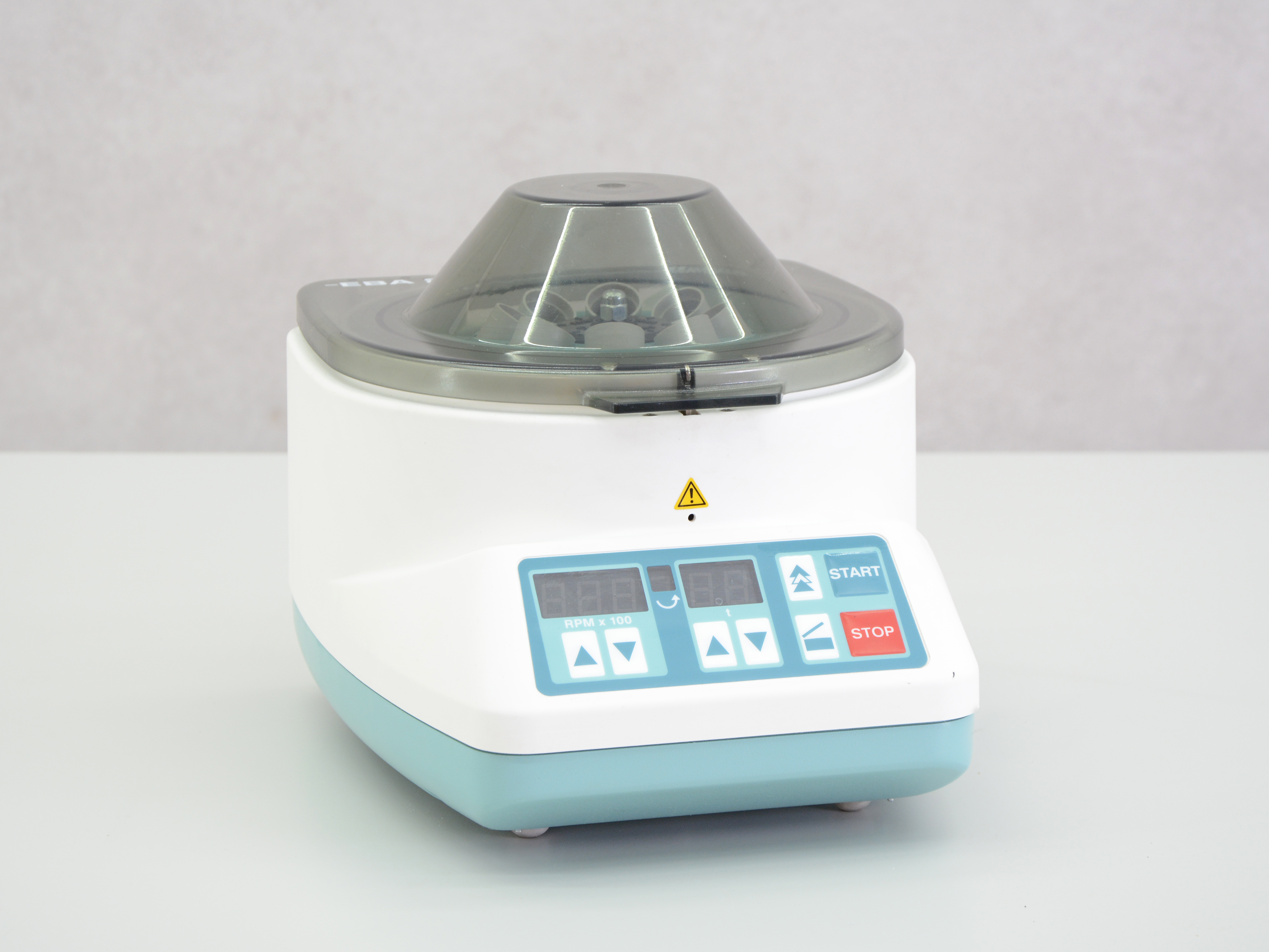 Hettich EBA20 Centrifuge - Gemini BV