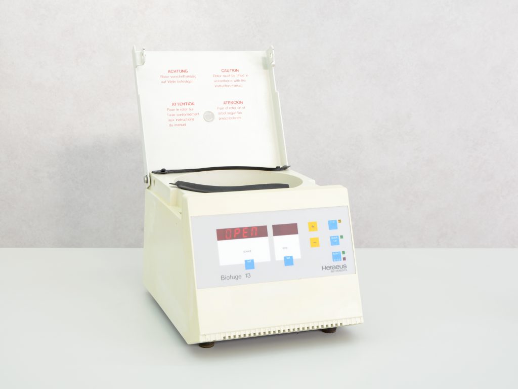 Heraeus Biofuge 13 Centrifuge - Gemini BV