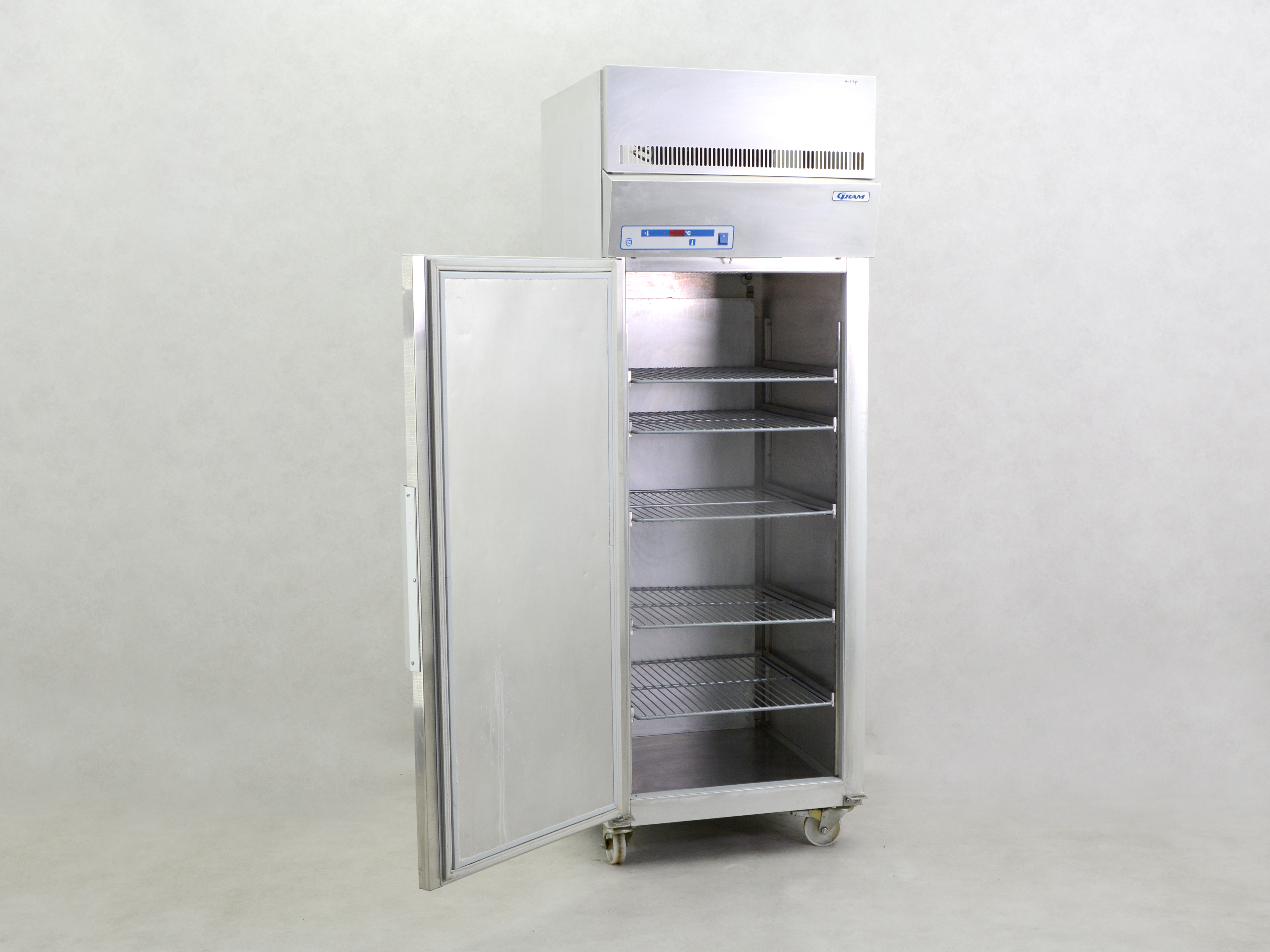 Gram Fridge - Gemini BV
