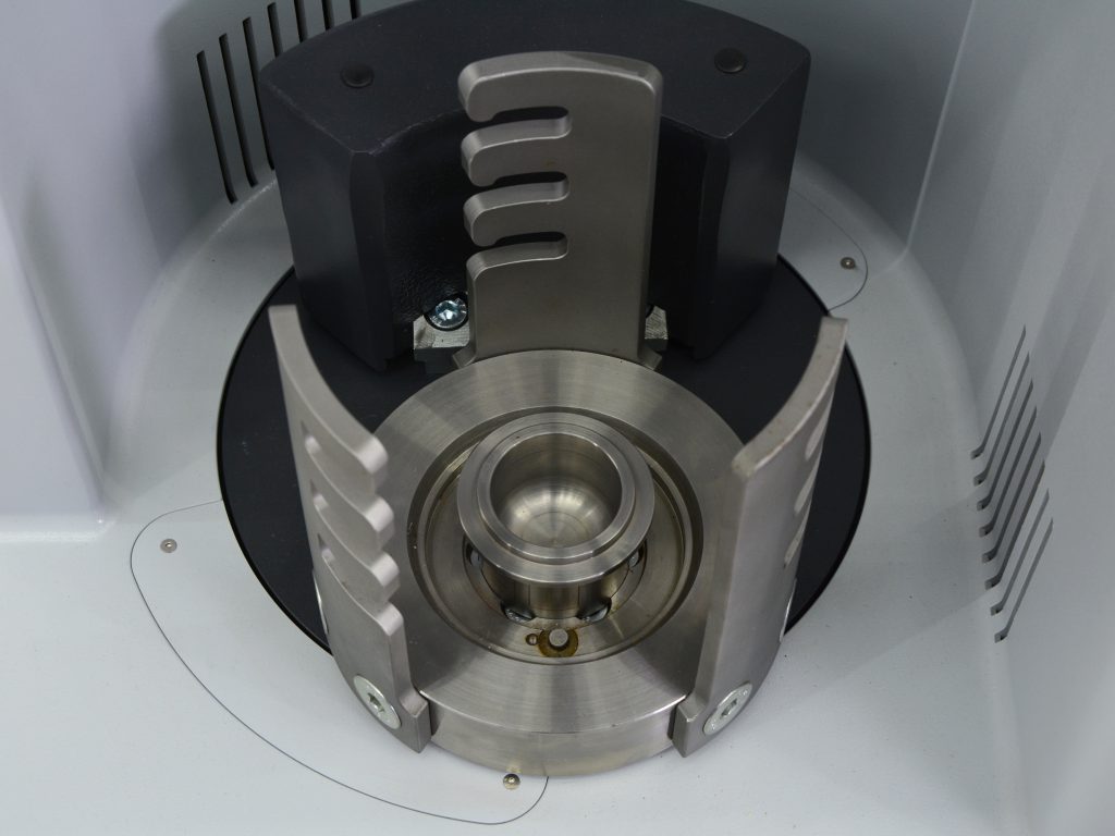 Retsch PM100 Planetary ball mill - Gemini BV