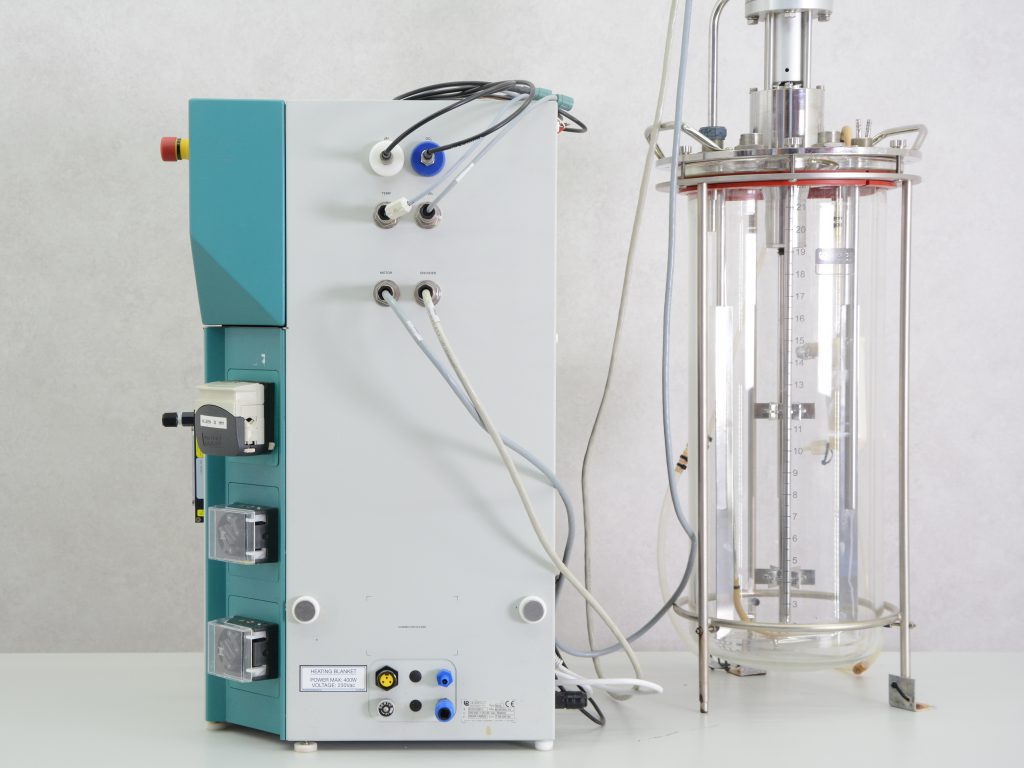 Applikon Ez-Control Bioreactor - Gemini BV