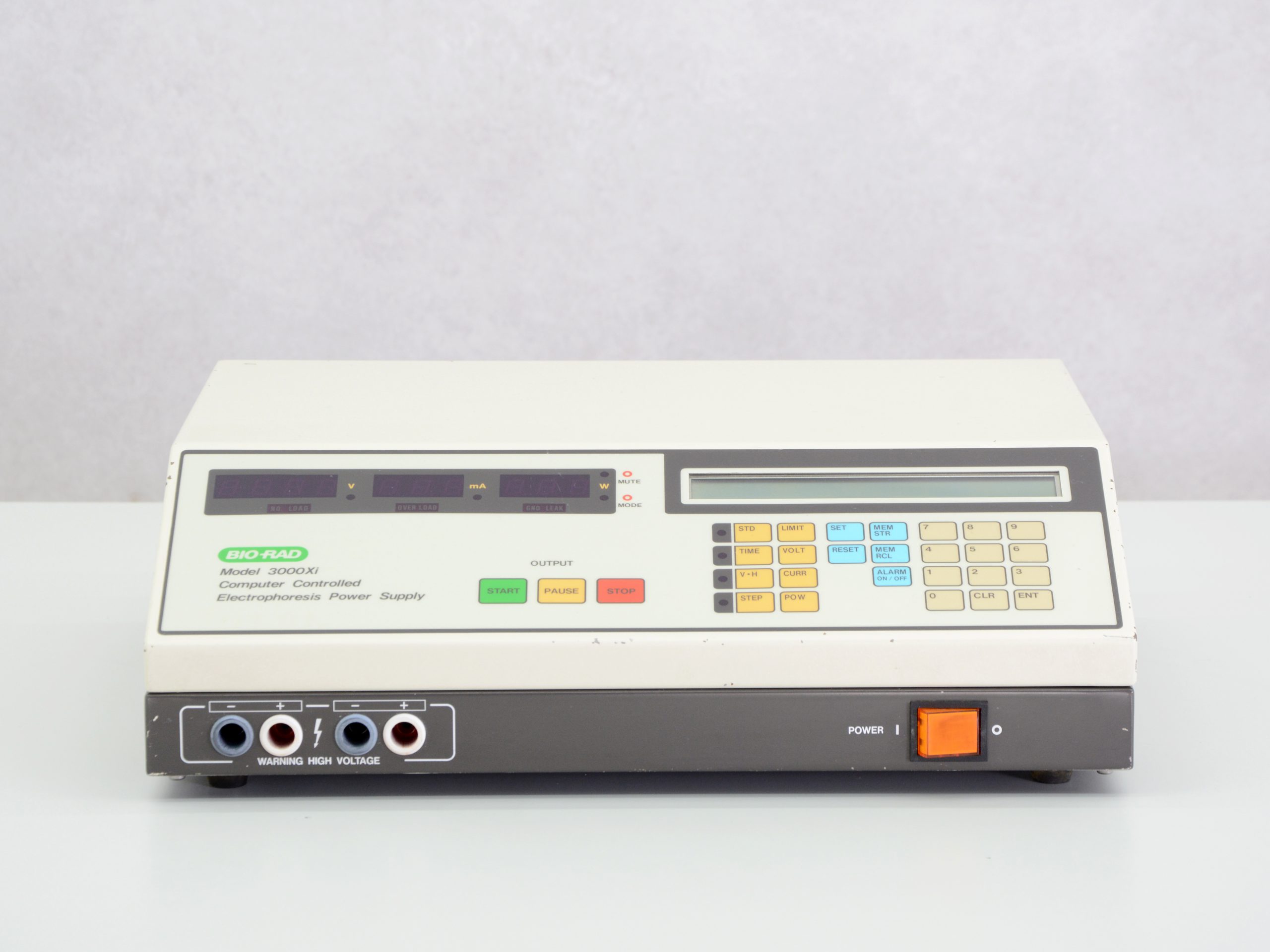 Biorad 3000XI Electrophoresis power supply - Gemini BV