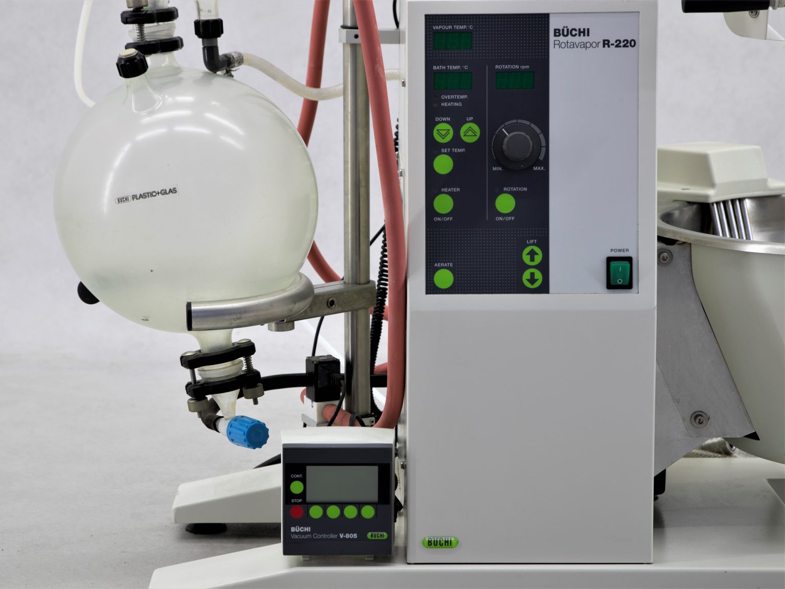 Buchi R-220 Rotary evaporator - Gemini BV