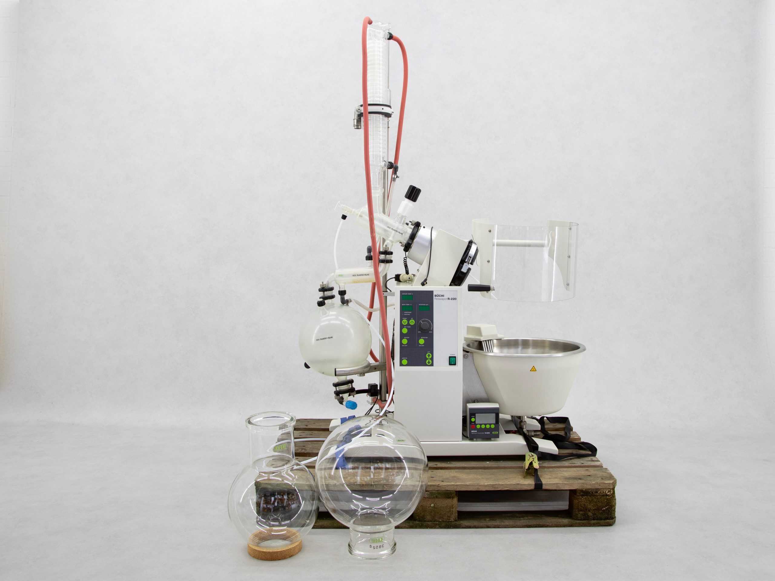 Buchi R-220 Rotary evaporator - Gemini BV