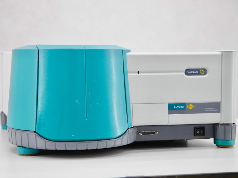 Pharmacia Novaspec II Spectrophotometer - Gemini BV