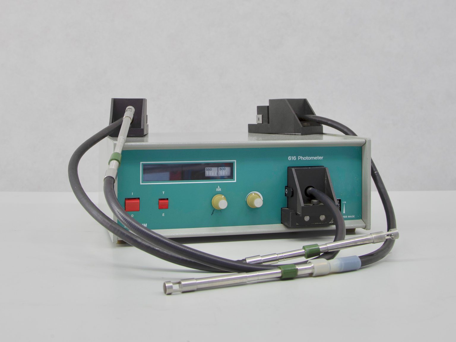 Perkin Elmer Lambda 25 UV-Vis Spectrophotometer - Gemini BV