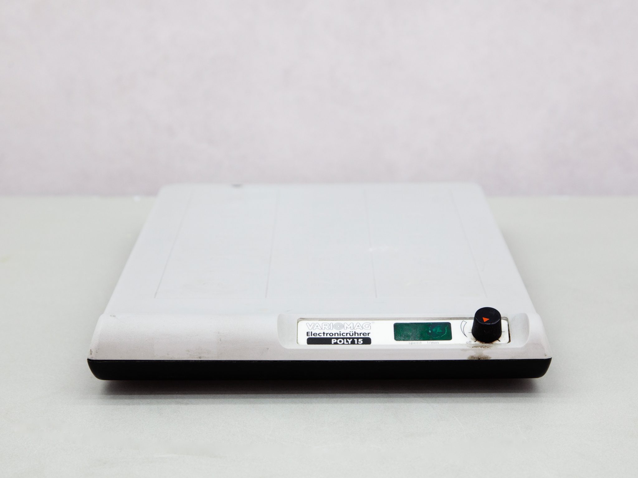 Variomag Poly 15 magnetic stirrer - Gemini BV