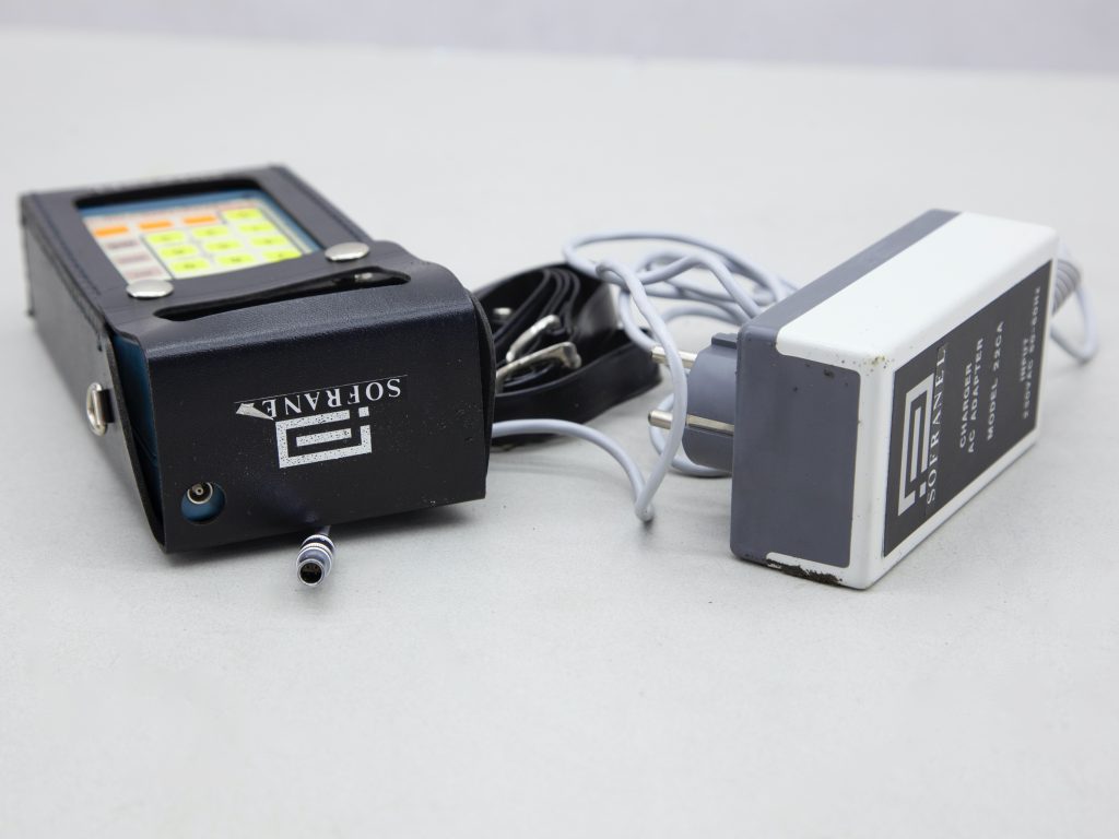 Parametrics Sofranel 22CA & 22 DLHR Ultrasonic coating thickness meter ...