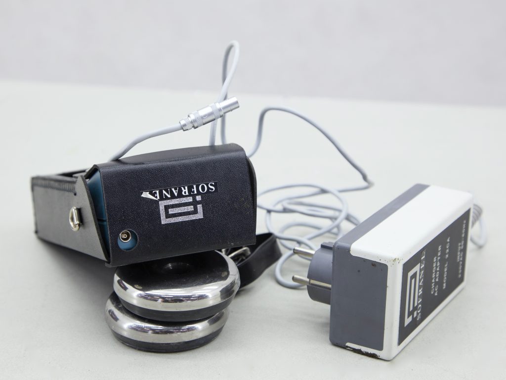 Parametrics Sofranel 22CA & 22 DLHR Ultrasonic coating thickness meter ...