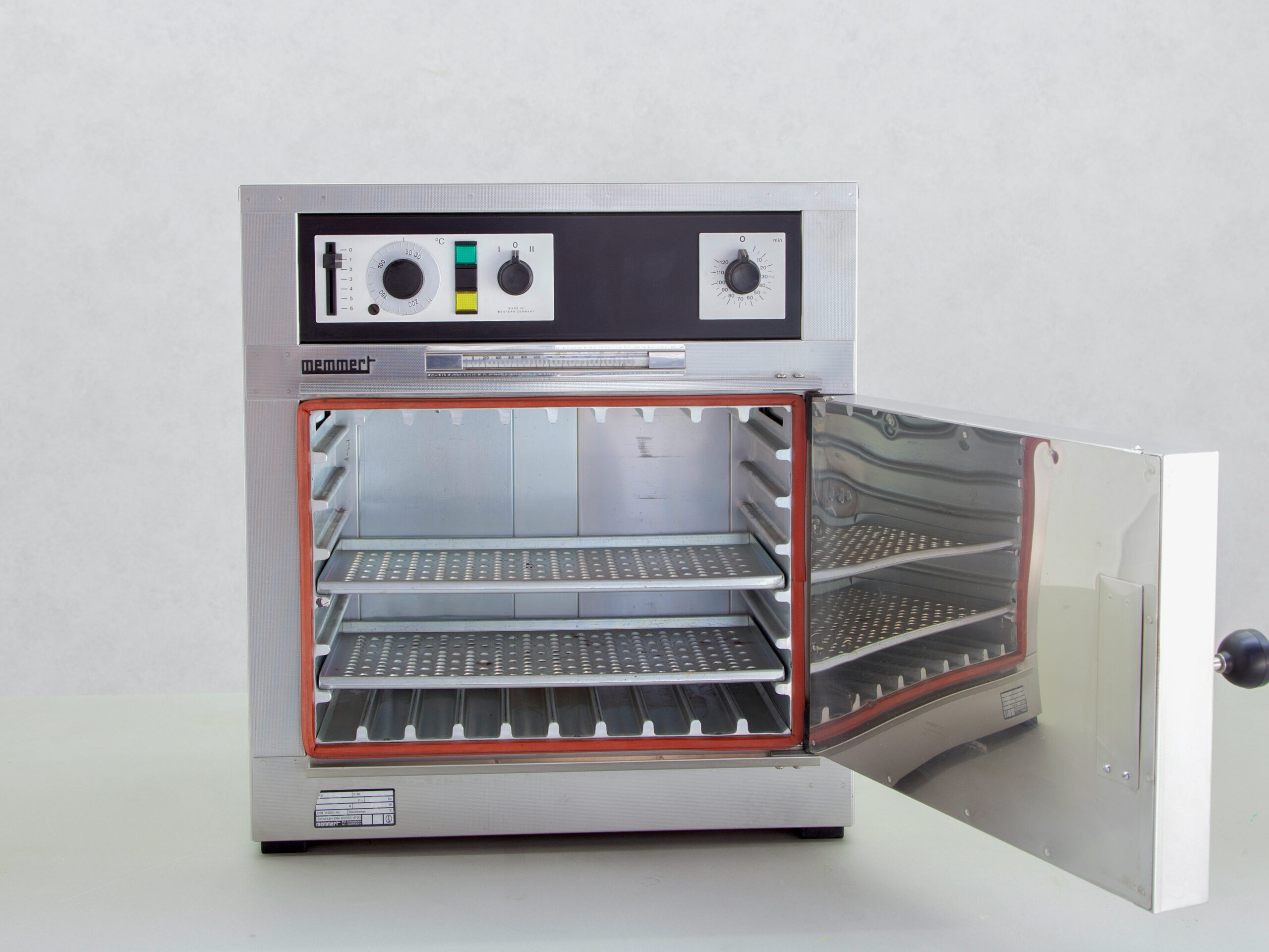 Memmert U10 oven - Gemini BV