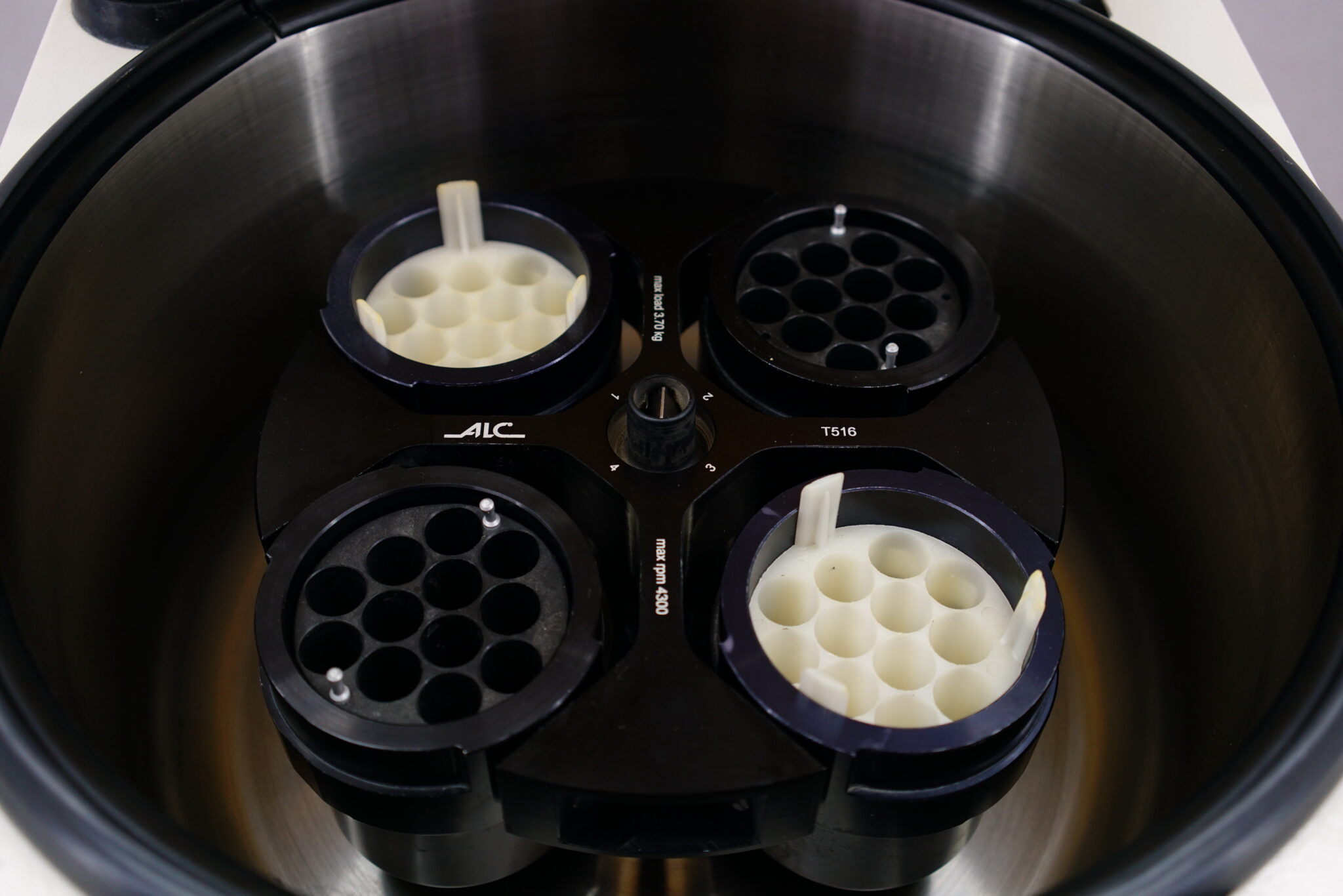 ALC International PK131 table top centrifuge - Gemini BV