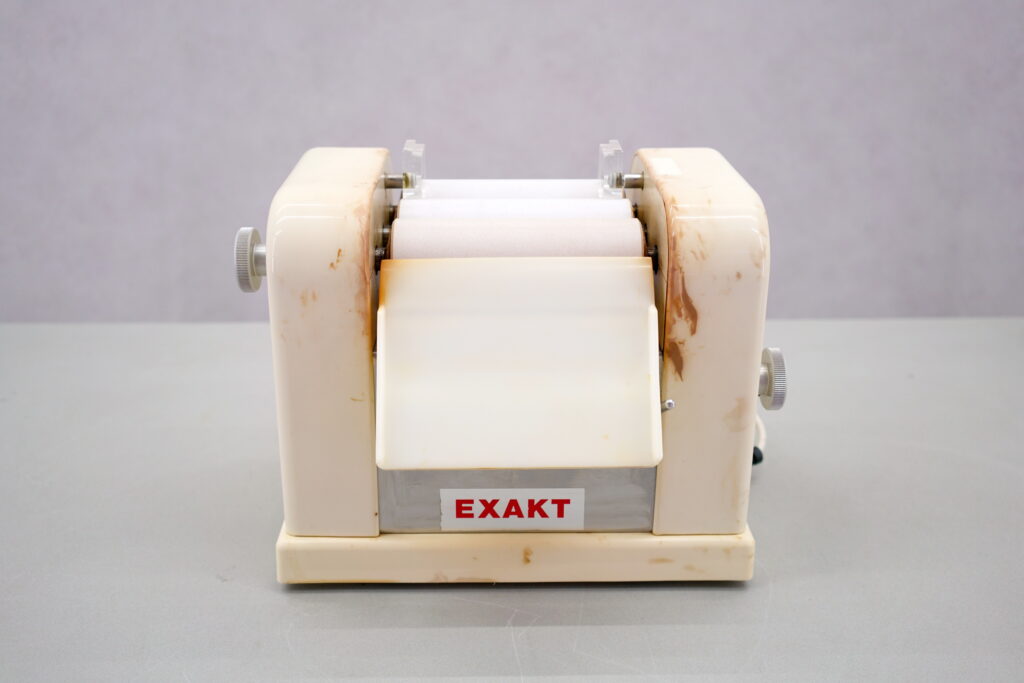 Exakt 50 ointment mill - Gemini BV