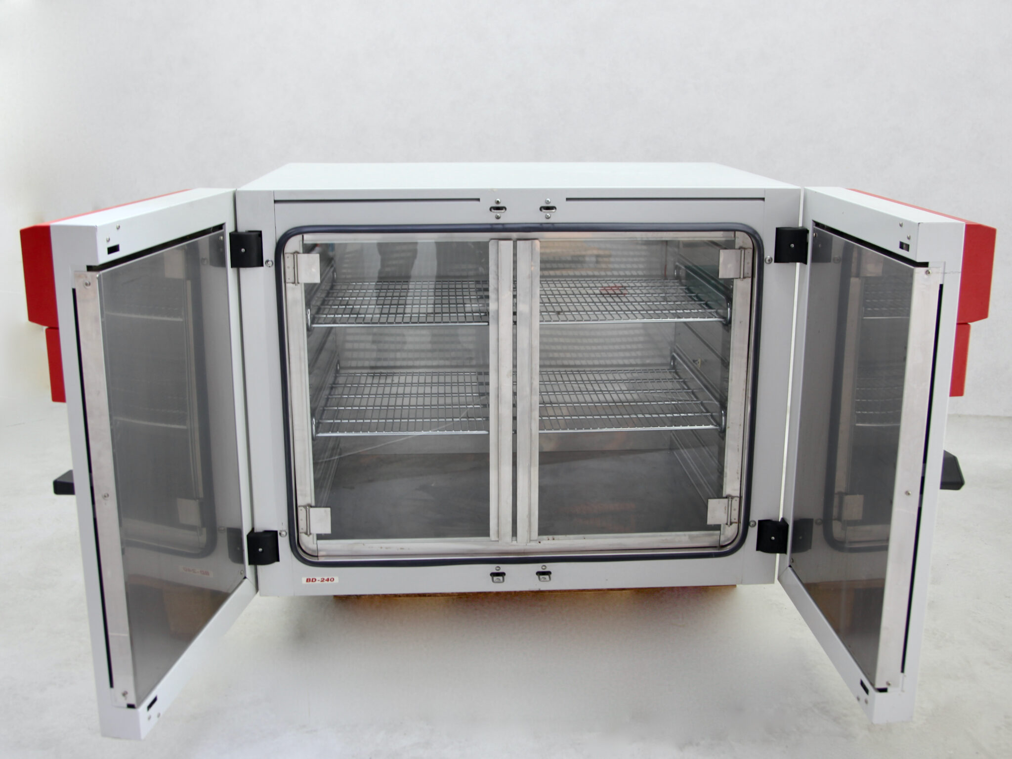 Binder BD 240 incubator with natural convection - Gemini BV