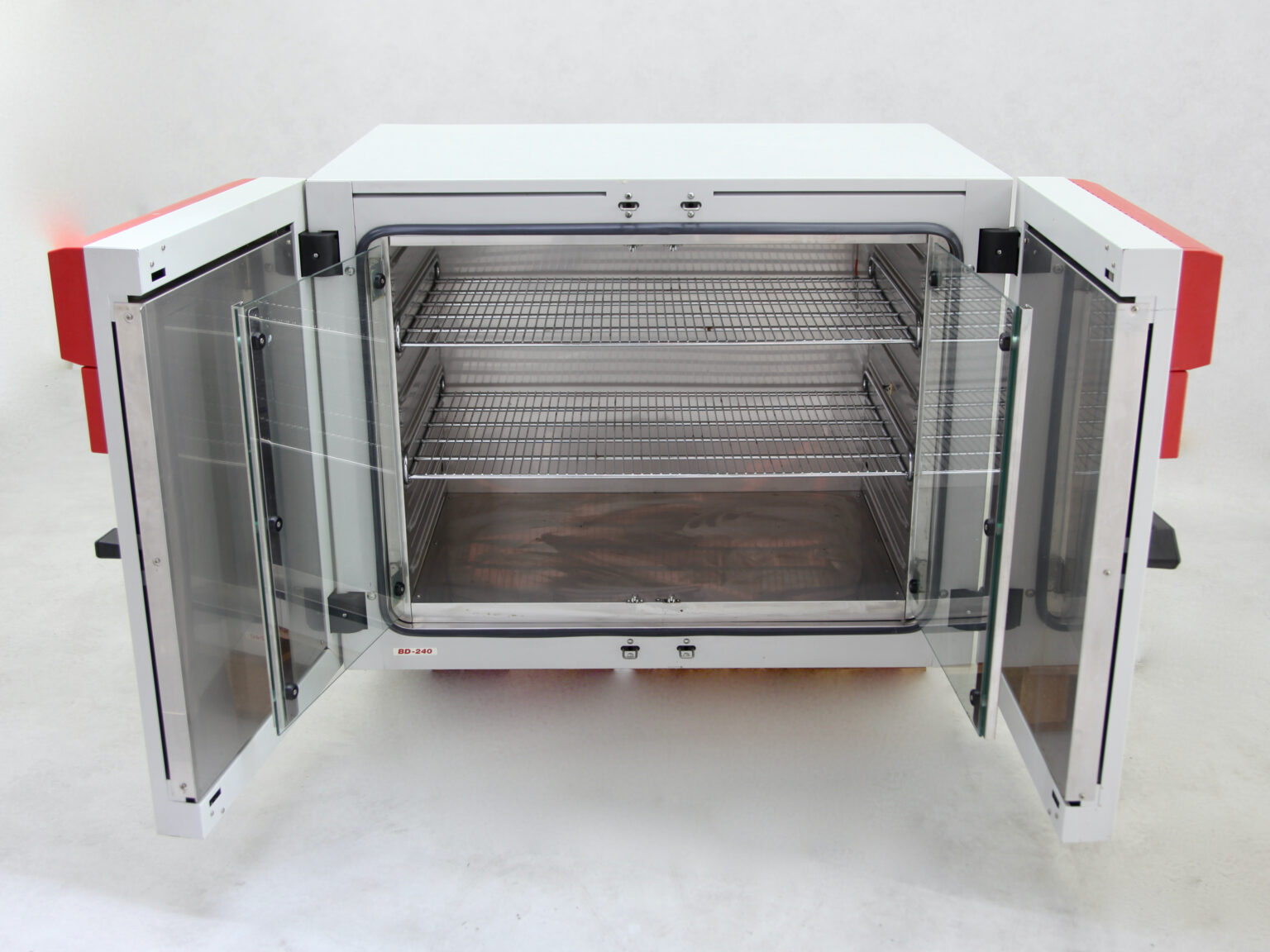 Binder BD 240 incubator with natural convection - Gemini BV
