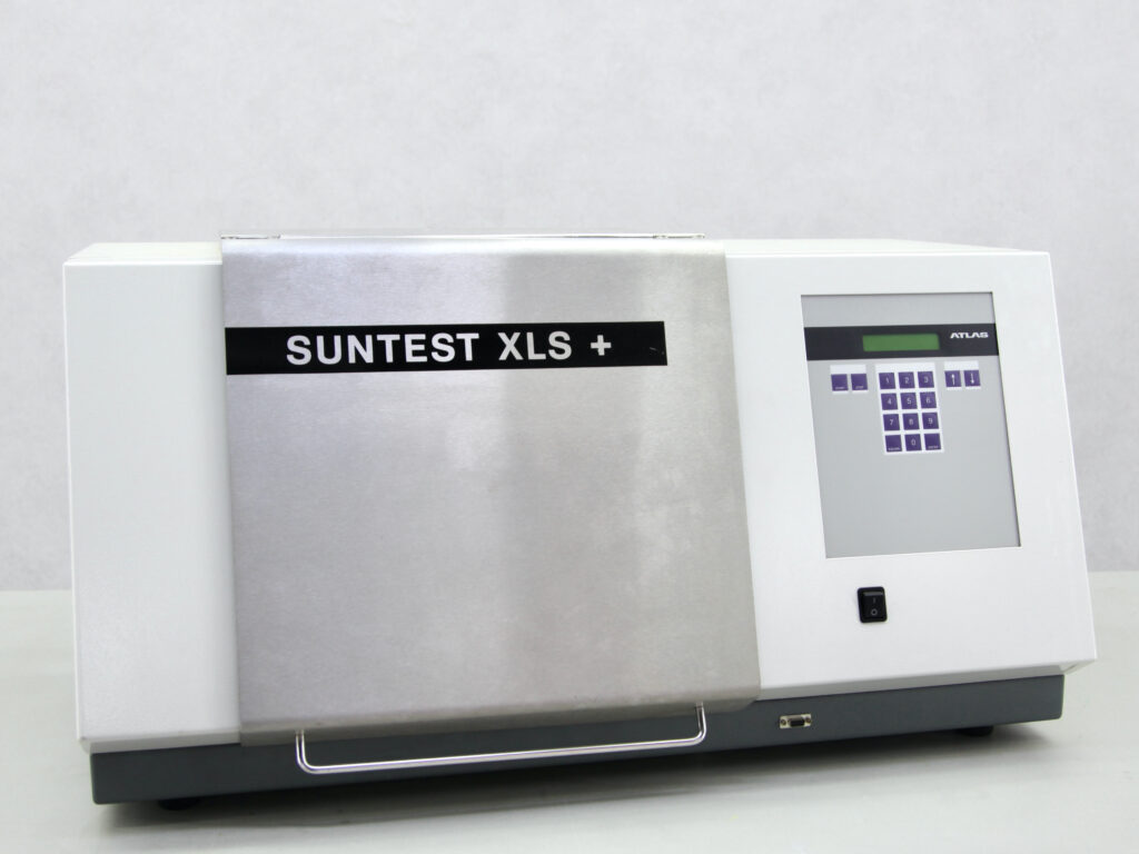 Atlas Suntest XLS+ Weathering tester - Gemini BV