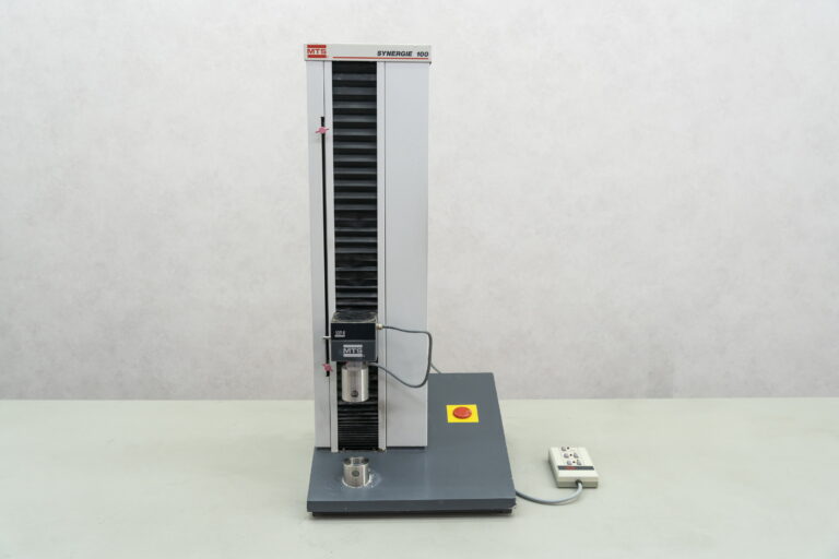 MTS Synergie 100 tensile testing machine - Gemini BV