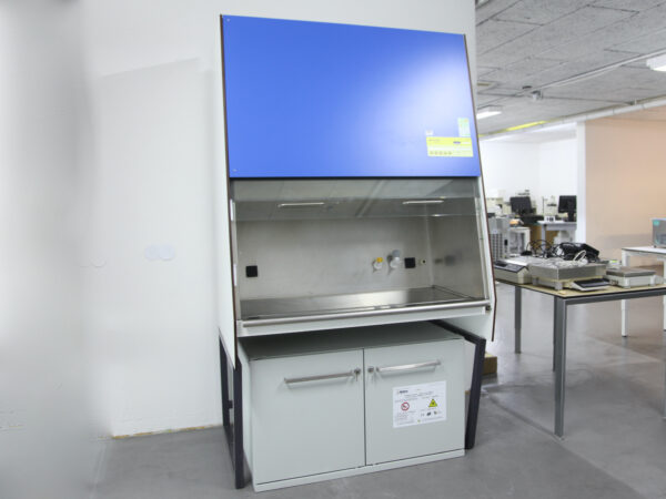 S+B Fume hood - Gemini BV