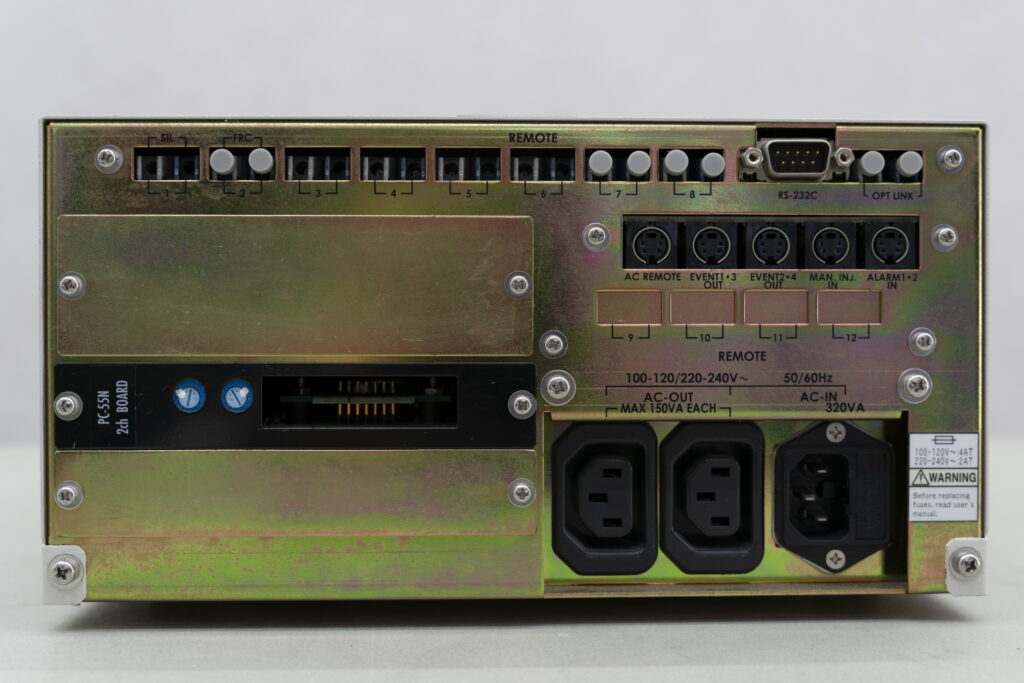 Shimadzu SCL-10Avp HPLC system controller - Gemini BV