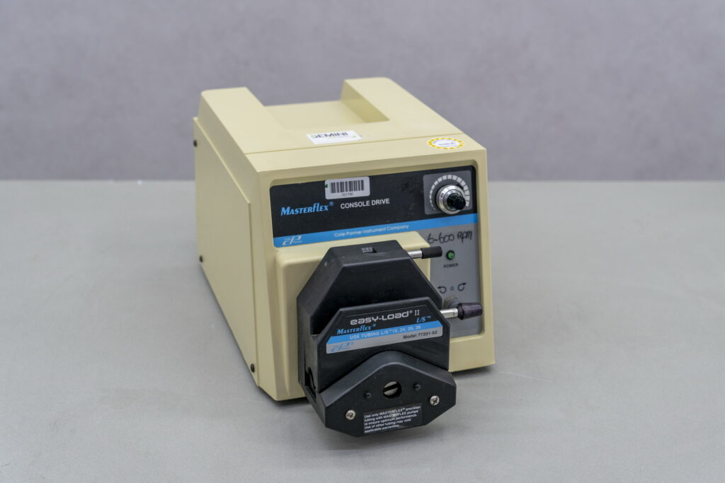 Cole-Parmer Masterflex 7521-47 peristaltic pump with Easyload II pump ...