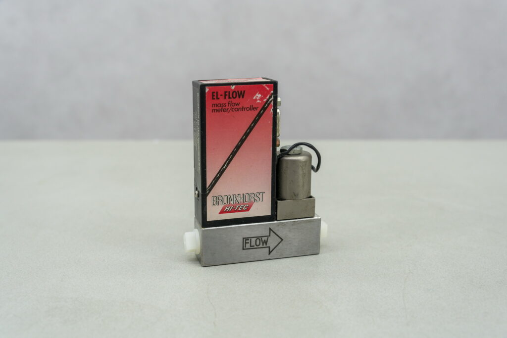 Bronkhorst F-201C-FB-00-V mass flow meter and control valve - Gemini BV